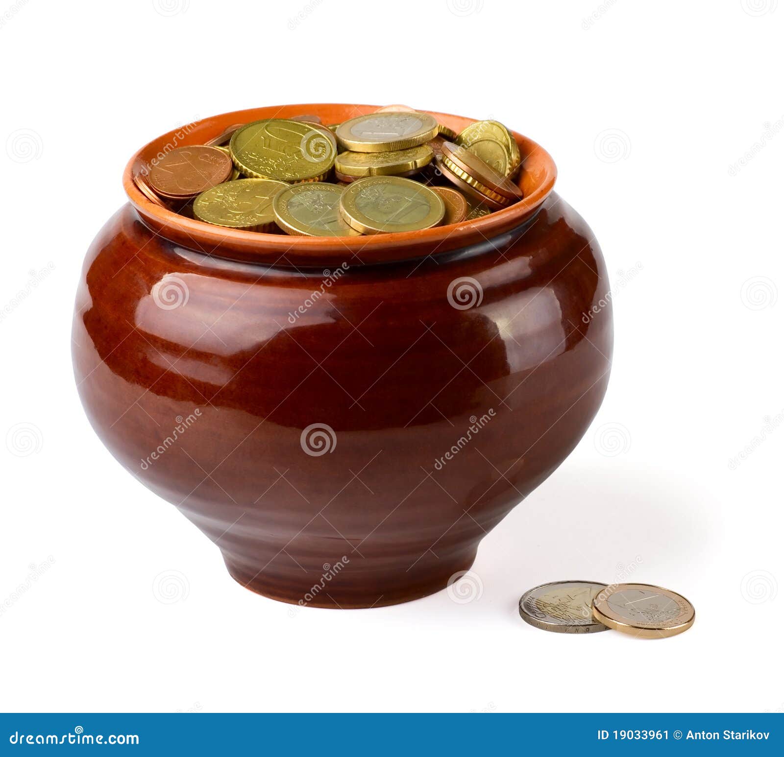 Coins in pot stock image. Image of investment, cash, golden - 19033961
