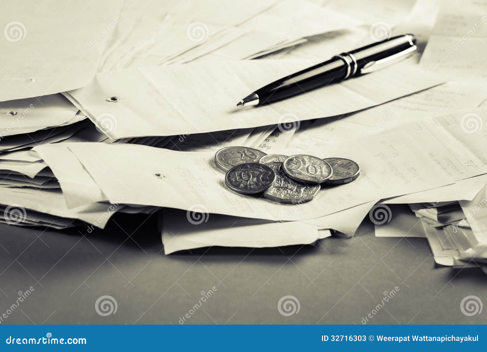 Coins on receipts stock image. Image of payment, commercial - 32716303