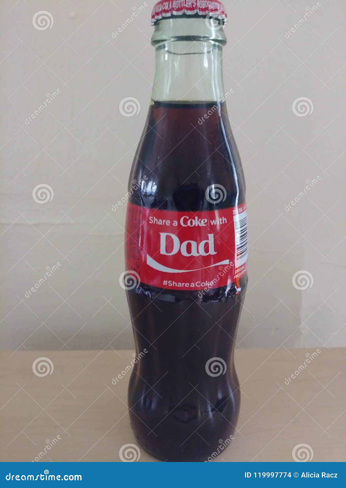 Coke editorial stock image. Image of dads, house, coke - 119997774
