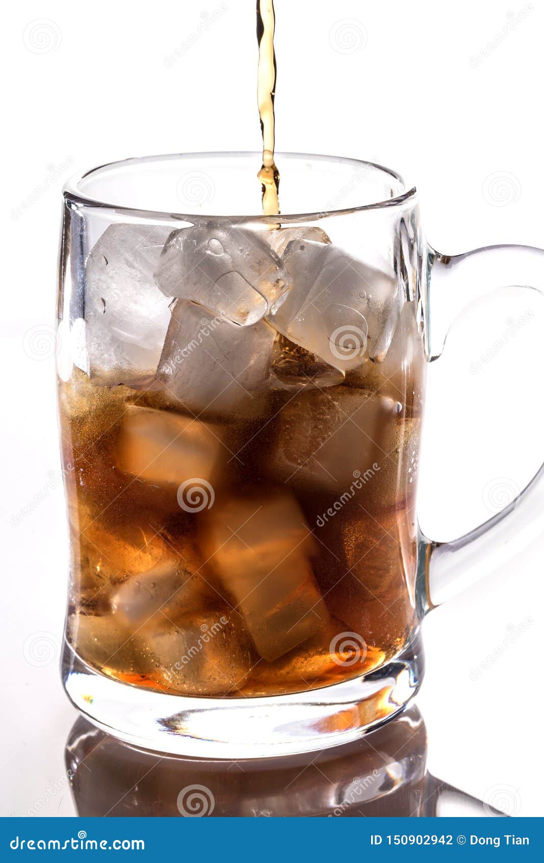 Coke and ice in a glass stock photo. Image of leisure - 150902942