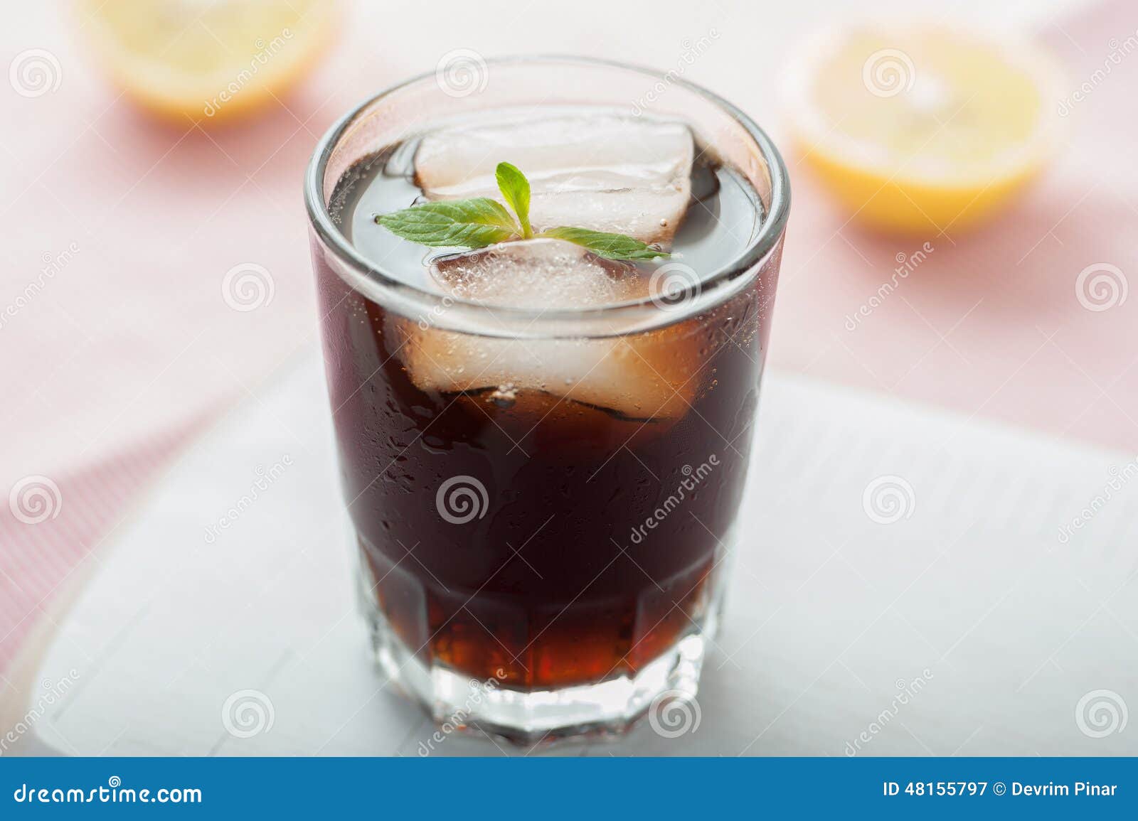 Coke and Mint stock image. Image of beverage, fruit, cuba - 48155797