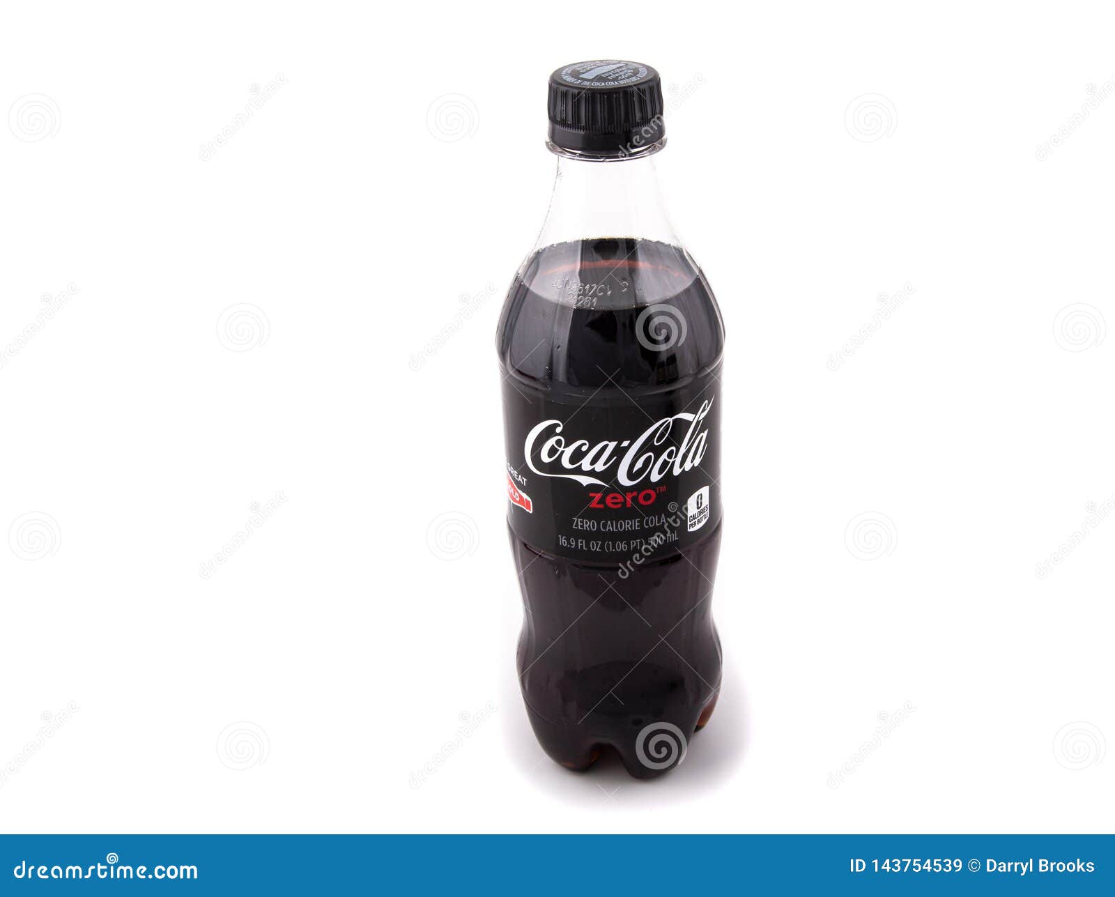 Coke Zero on White editorial stock image. Image of refreshment - 143754539