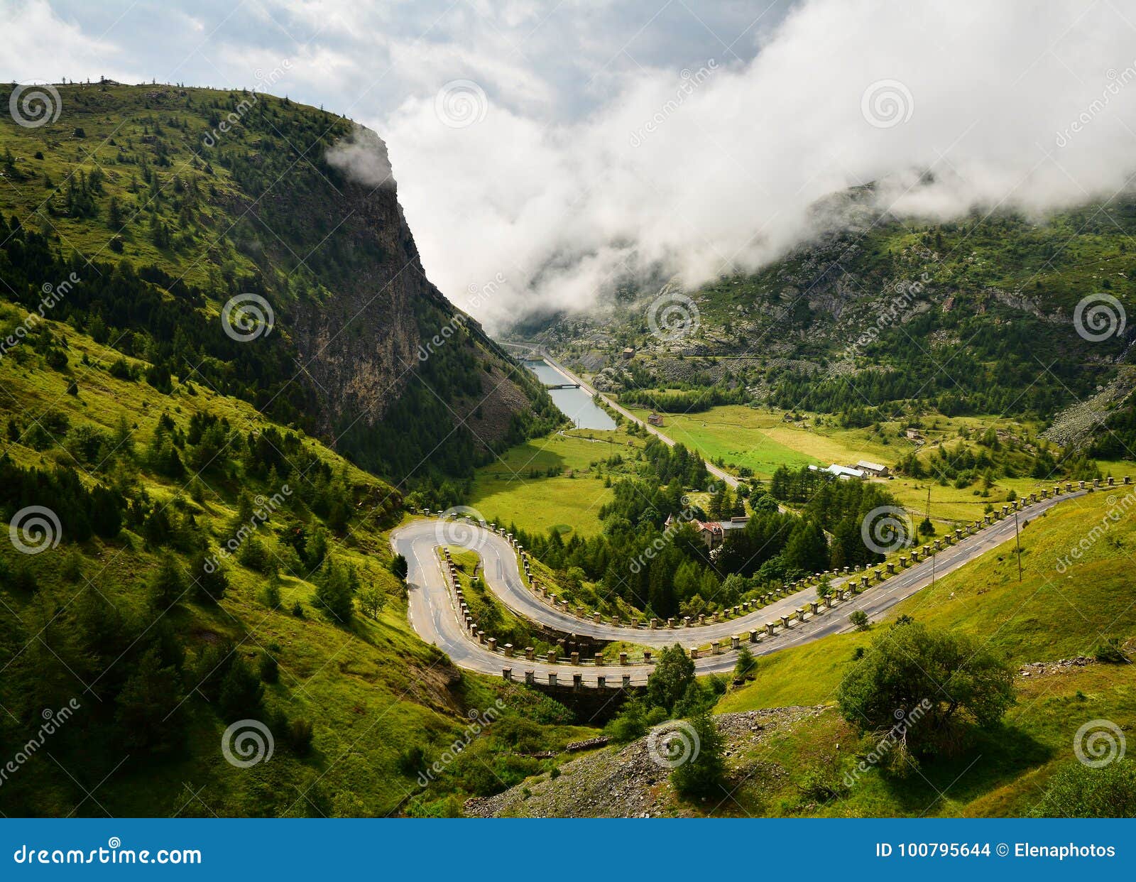 Col du Mont Cenis, France photo stock. Image du fléau - 100795644
