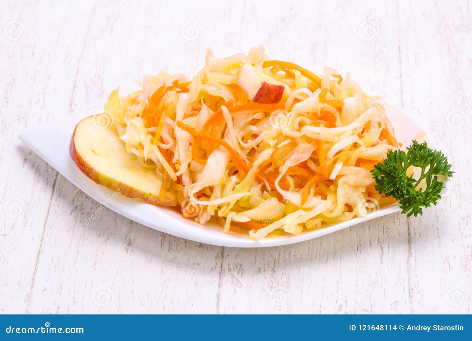 Col fermentada tradicional foto de archivo. Imagen de fondo - 121648114