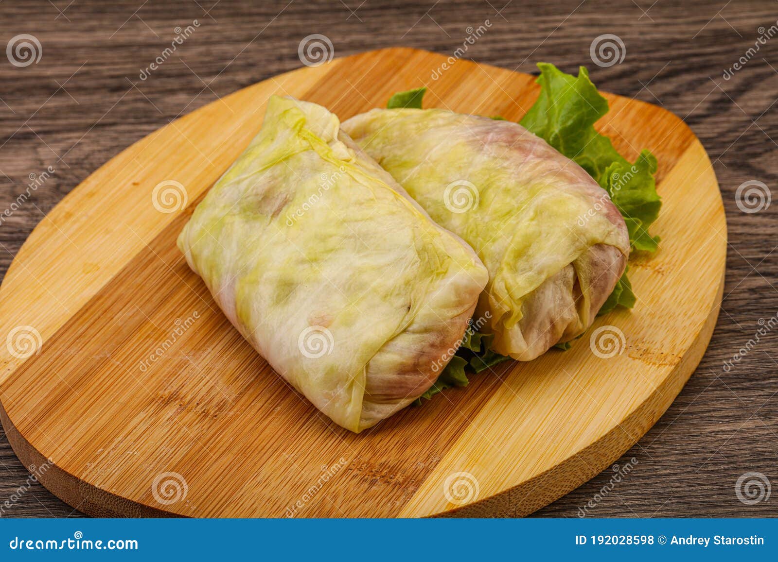 Col Rellena Cruda Casera Con Carne Foto de archivo - Imagen de almuerzo ...