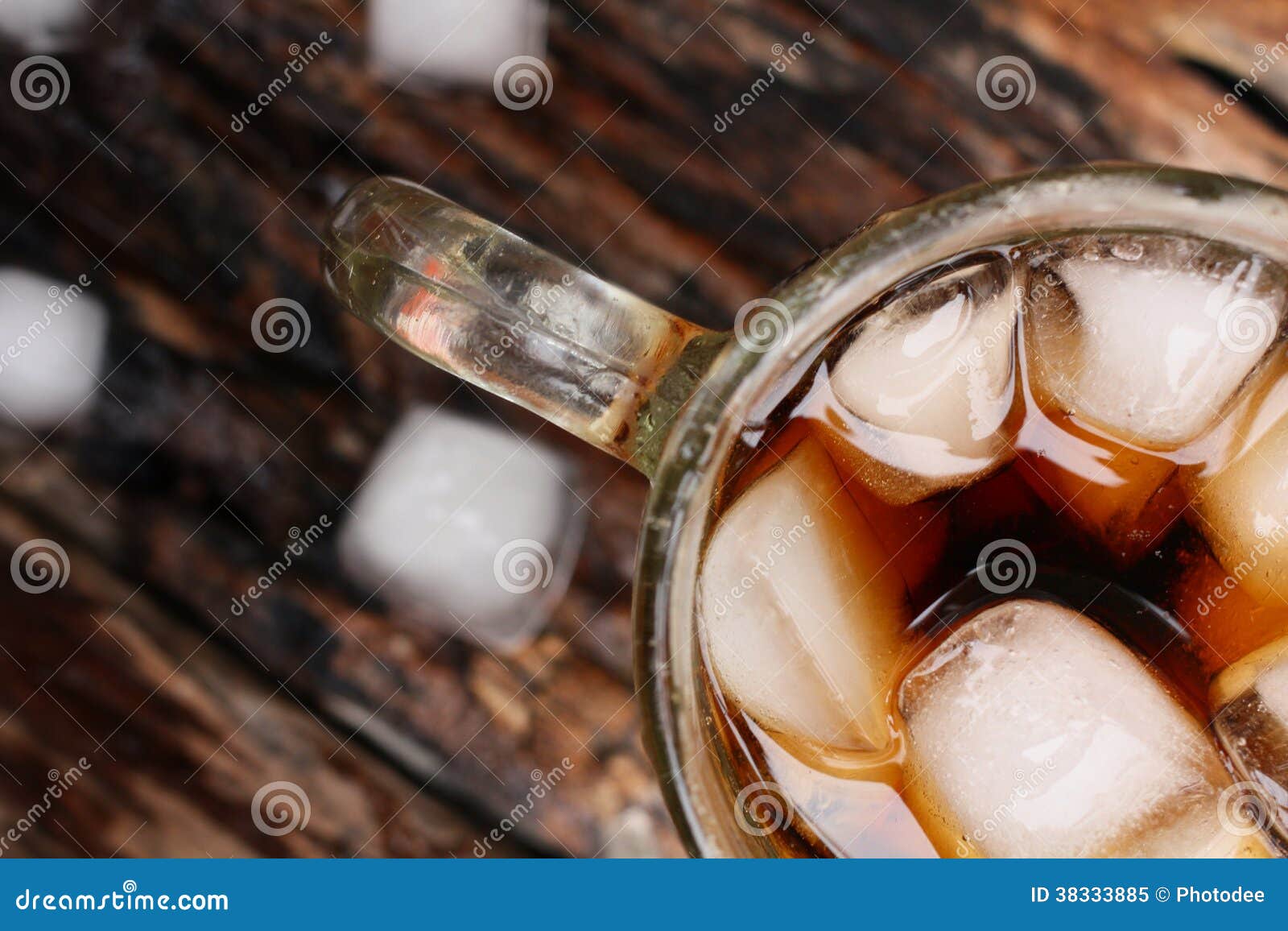 Cola with ice cubes stock image. Image of beverage, brown - 38333885