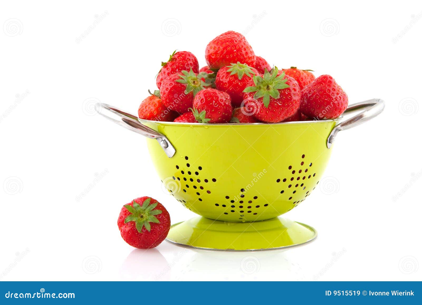 Colander with strawberries stock image. Image of strawberries - 9515519