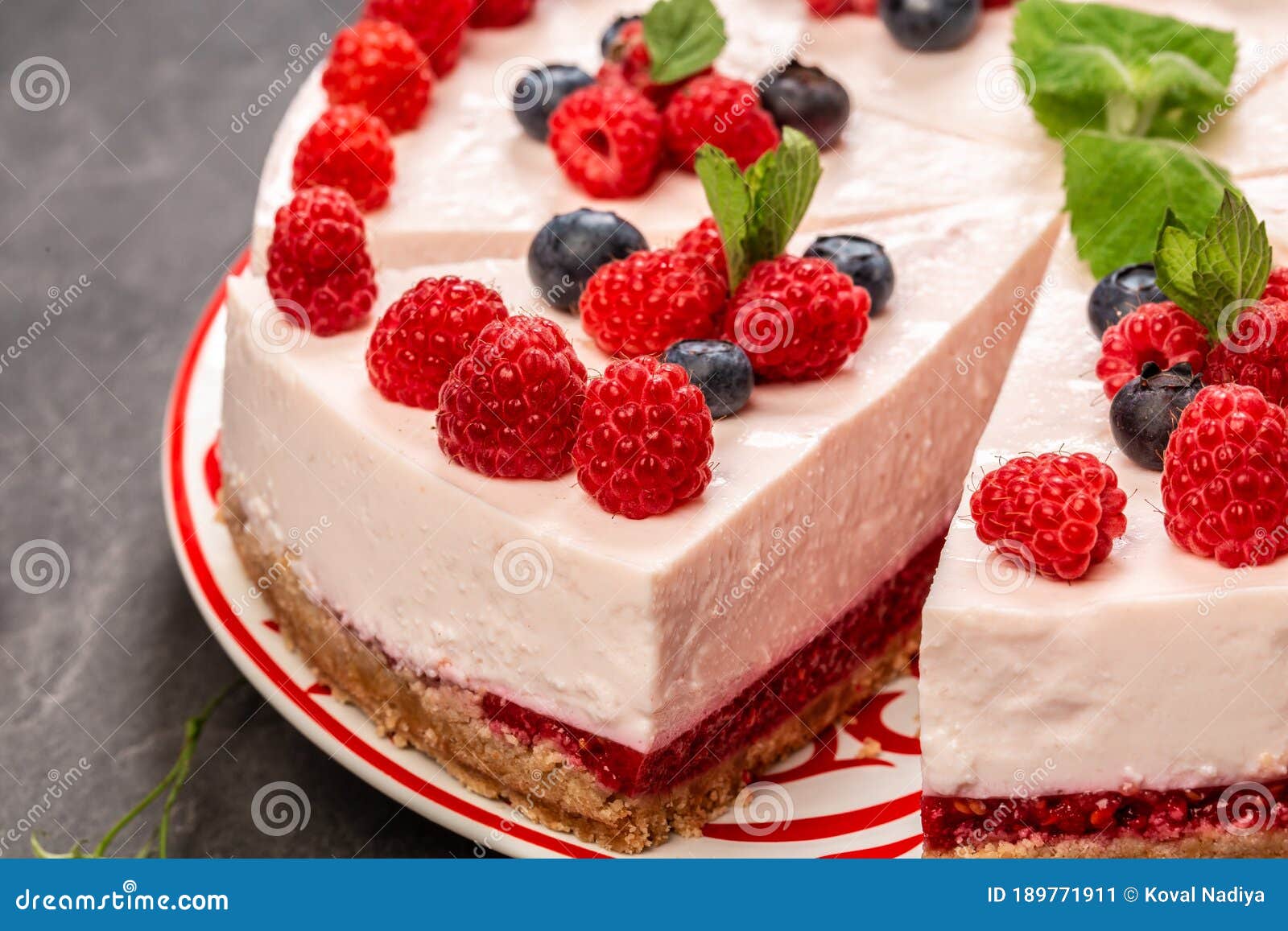 Cold Cheesecake with Raspberries and Raspberry Jam, Layer. No Bake ...