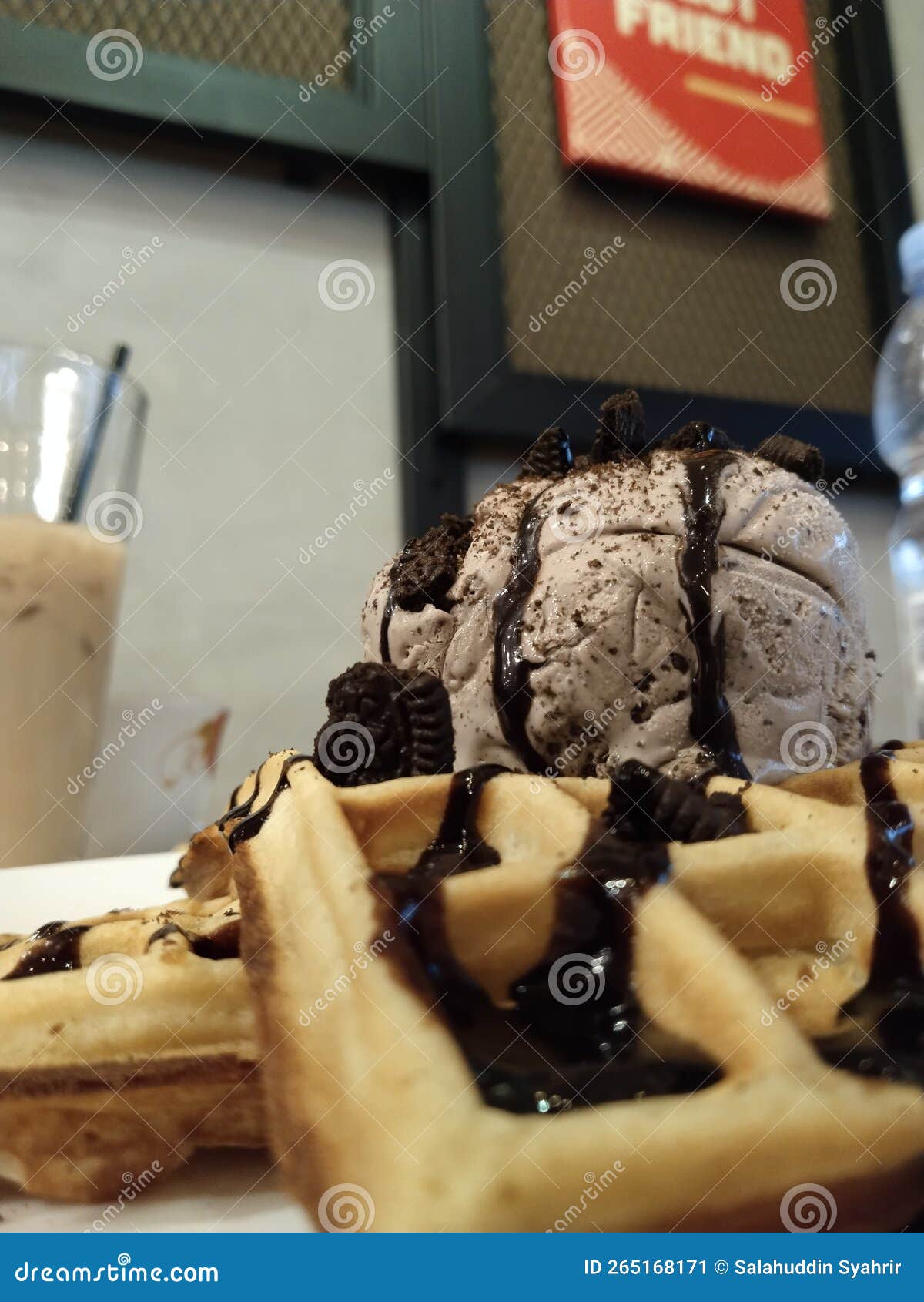 Cold Chocolate Ice Cream Waffles Stock Image - Image of meal, icing ...