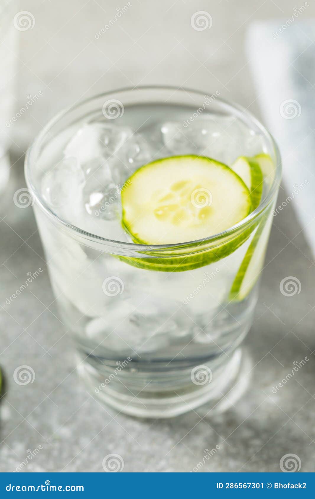 Cold Clear Refreshing Cucumber Water Stock Image - Image of organic ...