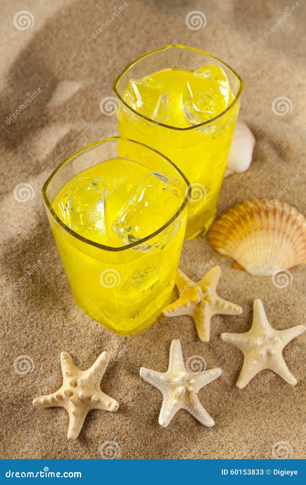 Cold drinks on the beach stock image. Image of recreation - 60153833