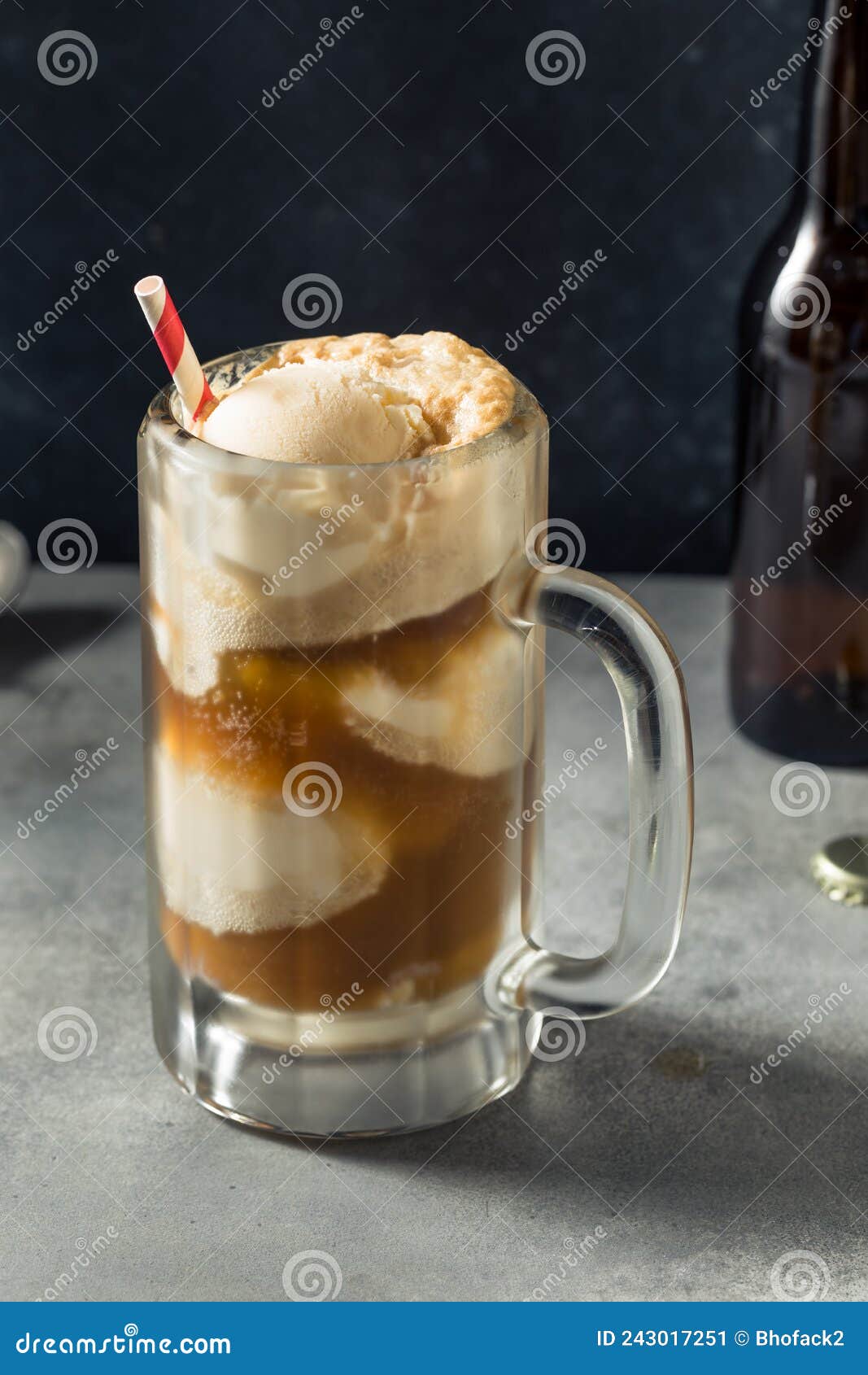 Cold Frozen Root Beer Float Stock Image - Image of frosty, food: 243017251