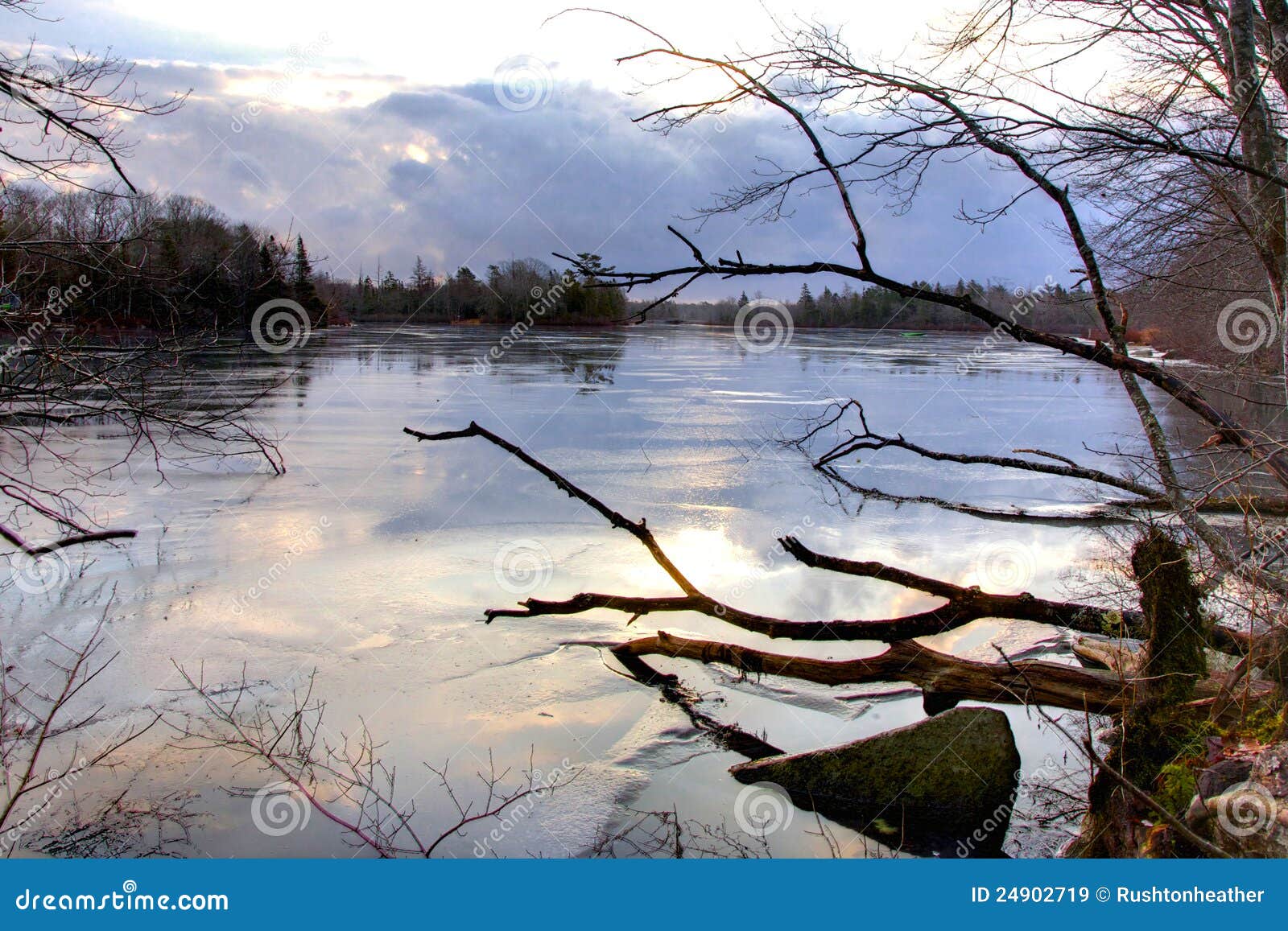 Cold morning lake stock image. Image of frigid, blue - 24902719