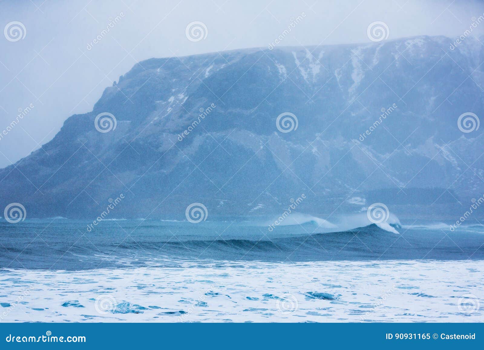 The cold north sea stock image. Image of winter, drop - 90931165