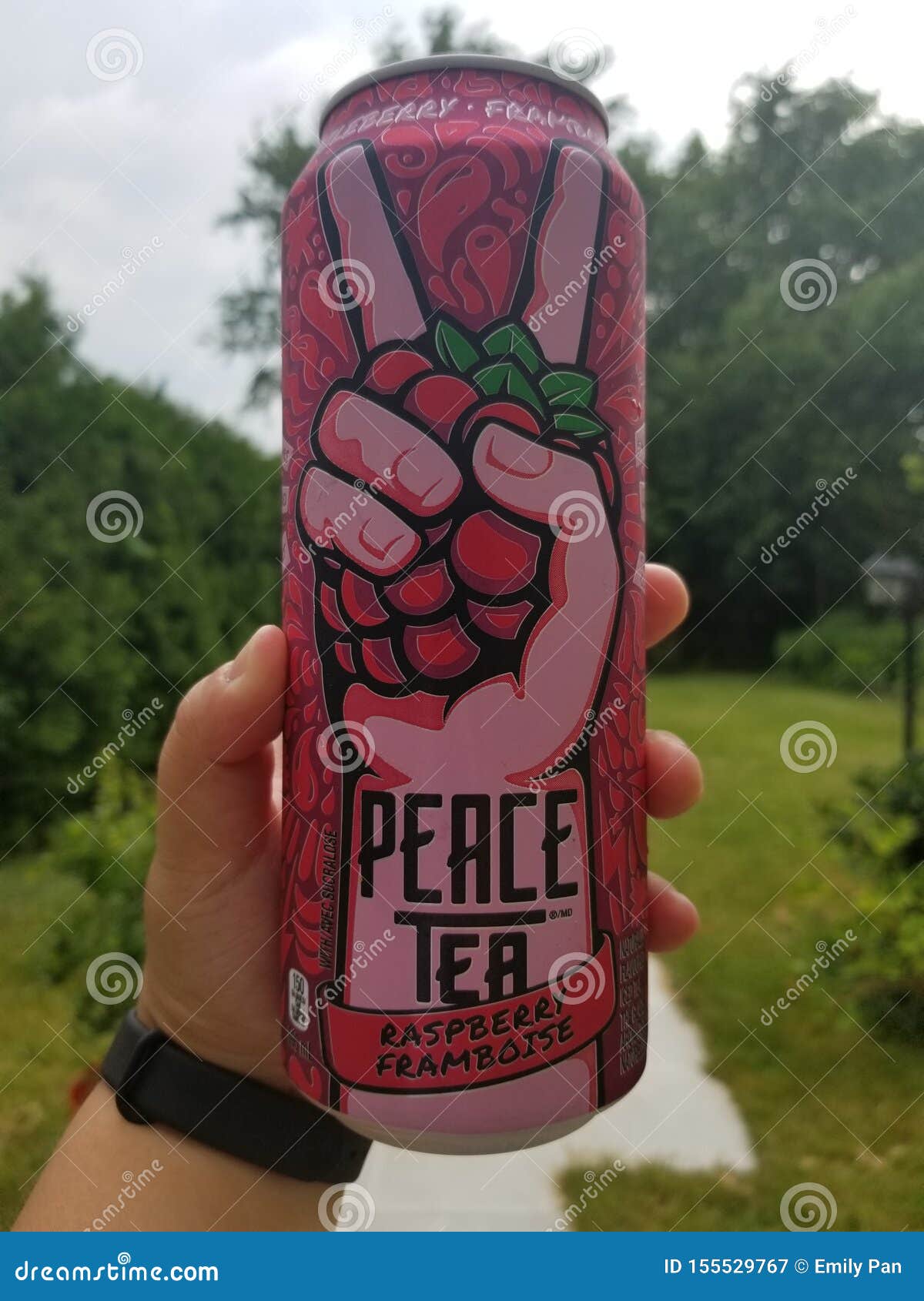 Cold Raspberry Iced Tea editorial photography. Image of peacetea ...