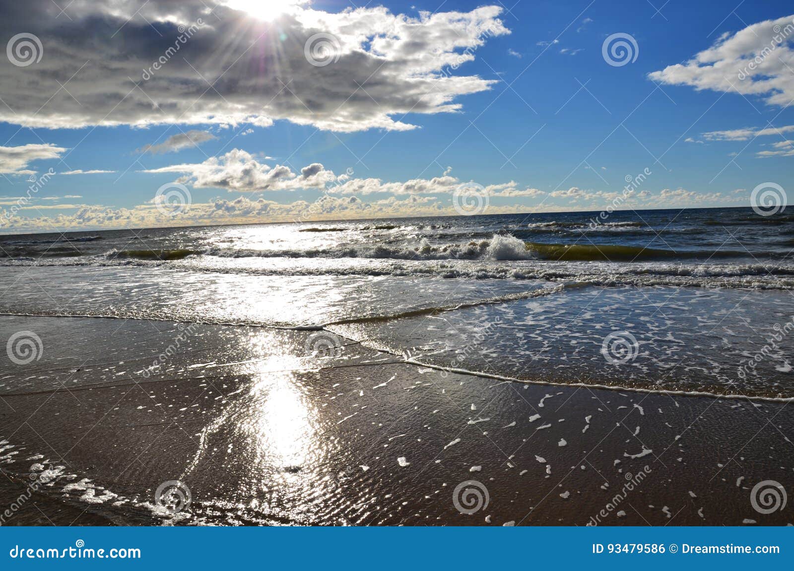Cold sun of the Baltic sea stock photo. Image of vacation - 93479586