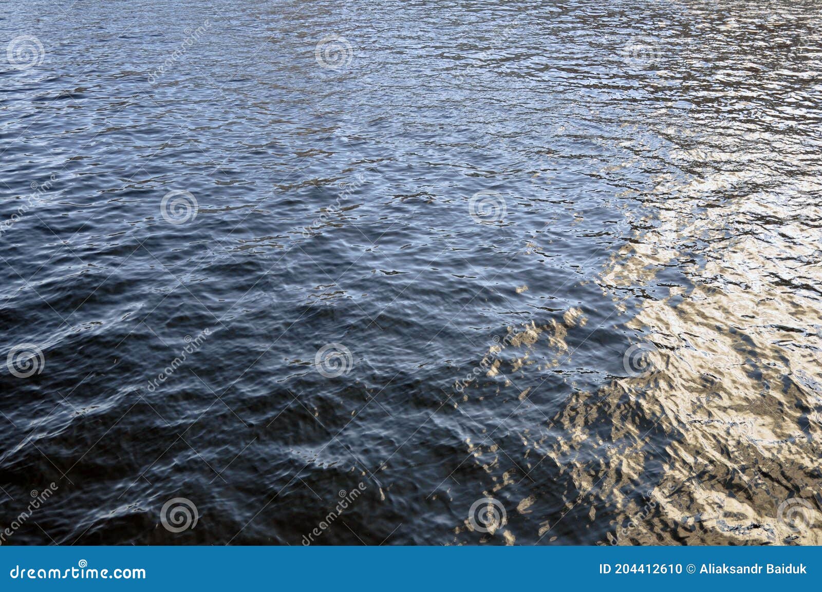 Cold Waters of Winter Rivers with Reflections of the Setting Sun Stock ...