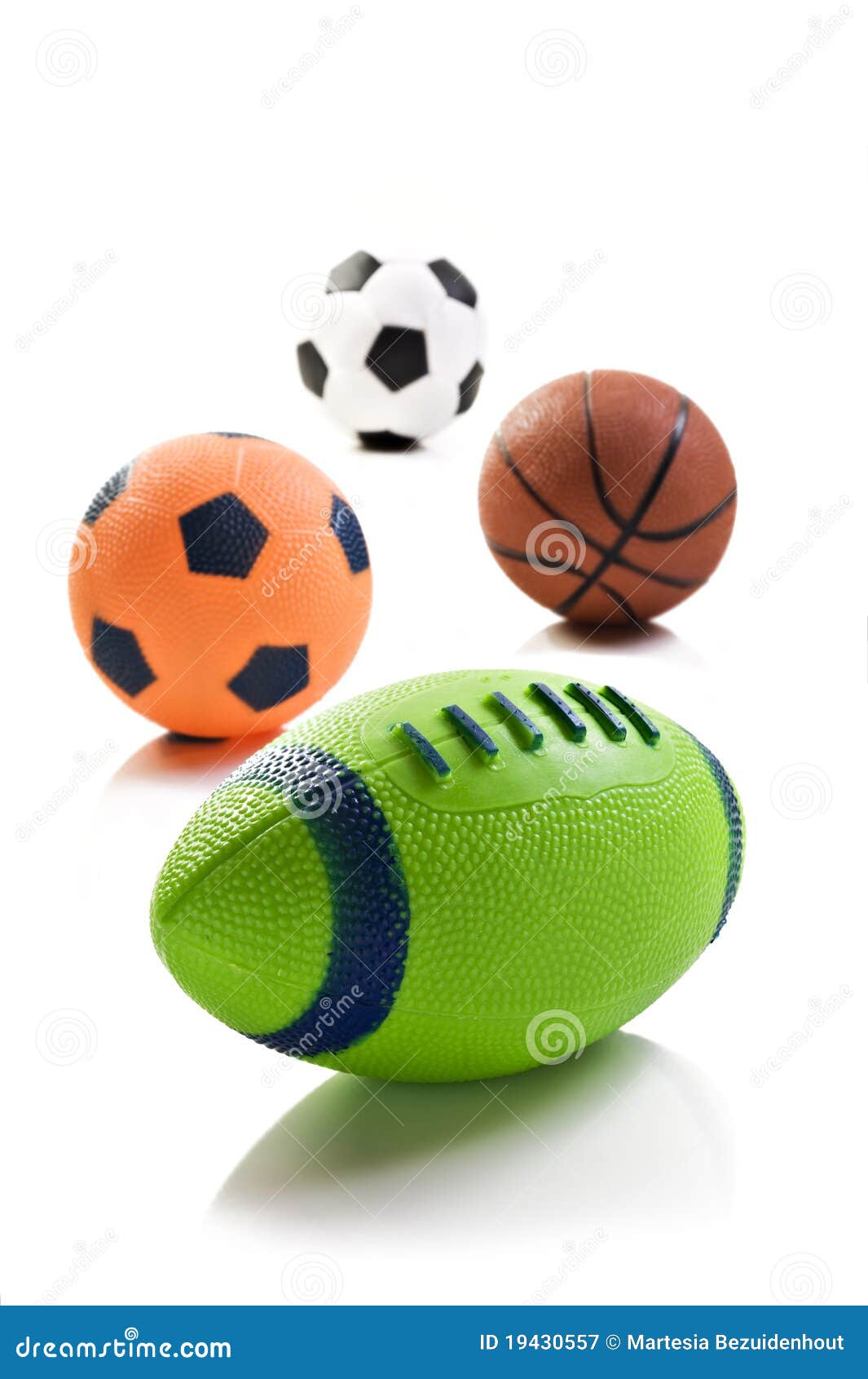 Colección De Bolas Del Deporte Imagen de archivo - Imagen de redondo ...