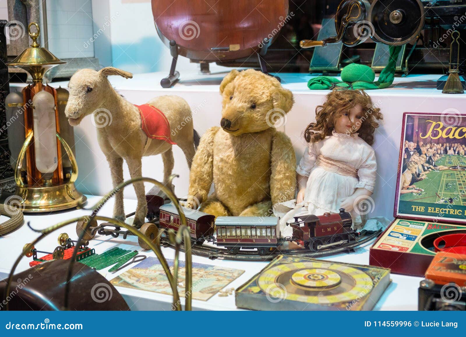 Colección De Juguetes Antiguos Foto editorial - Imagen de juguete ...