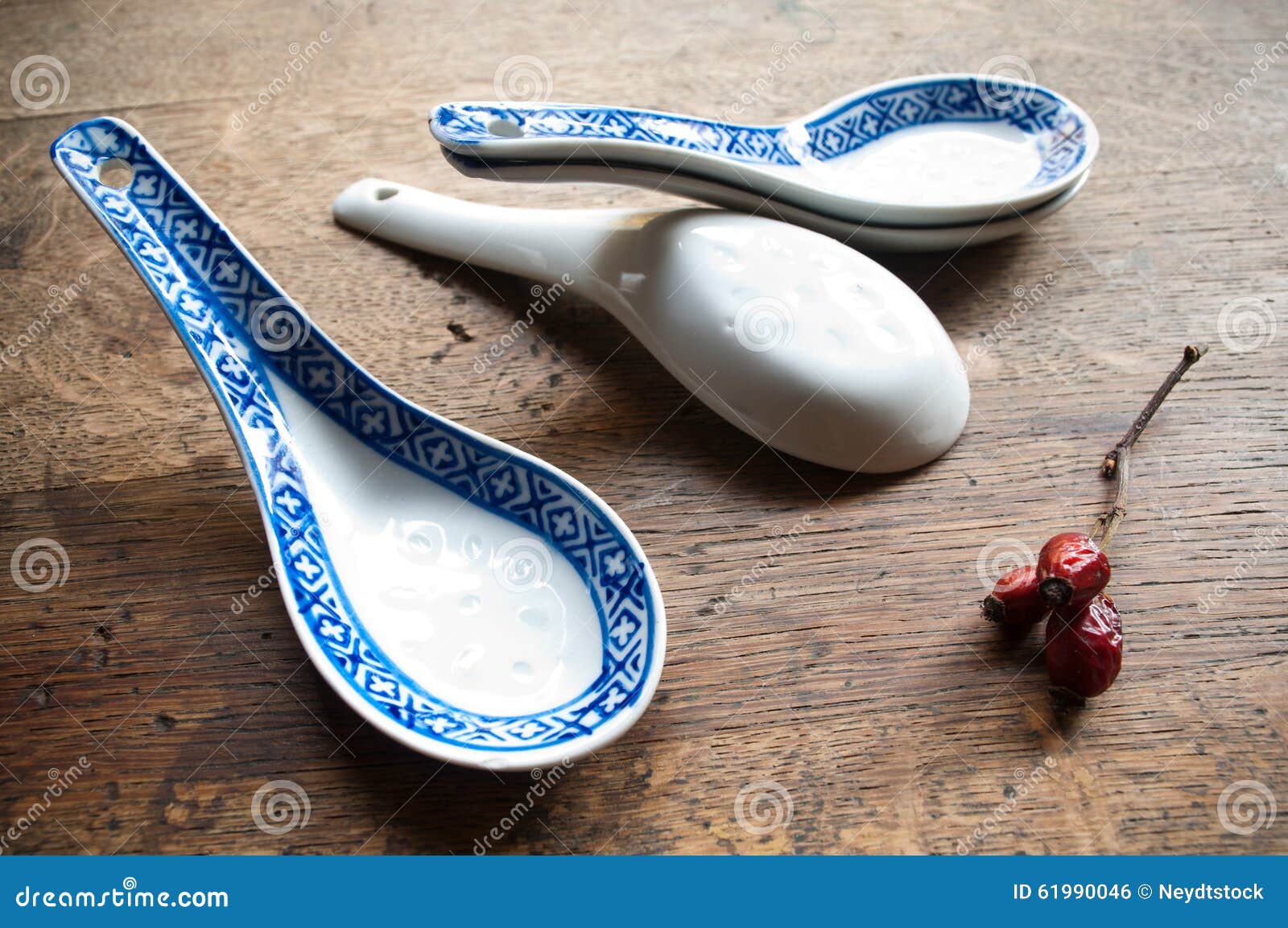 Colher chinesa foto de stock. Imagem de porcelana, chinês - 61990046