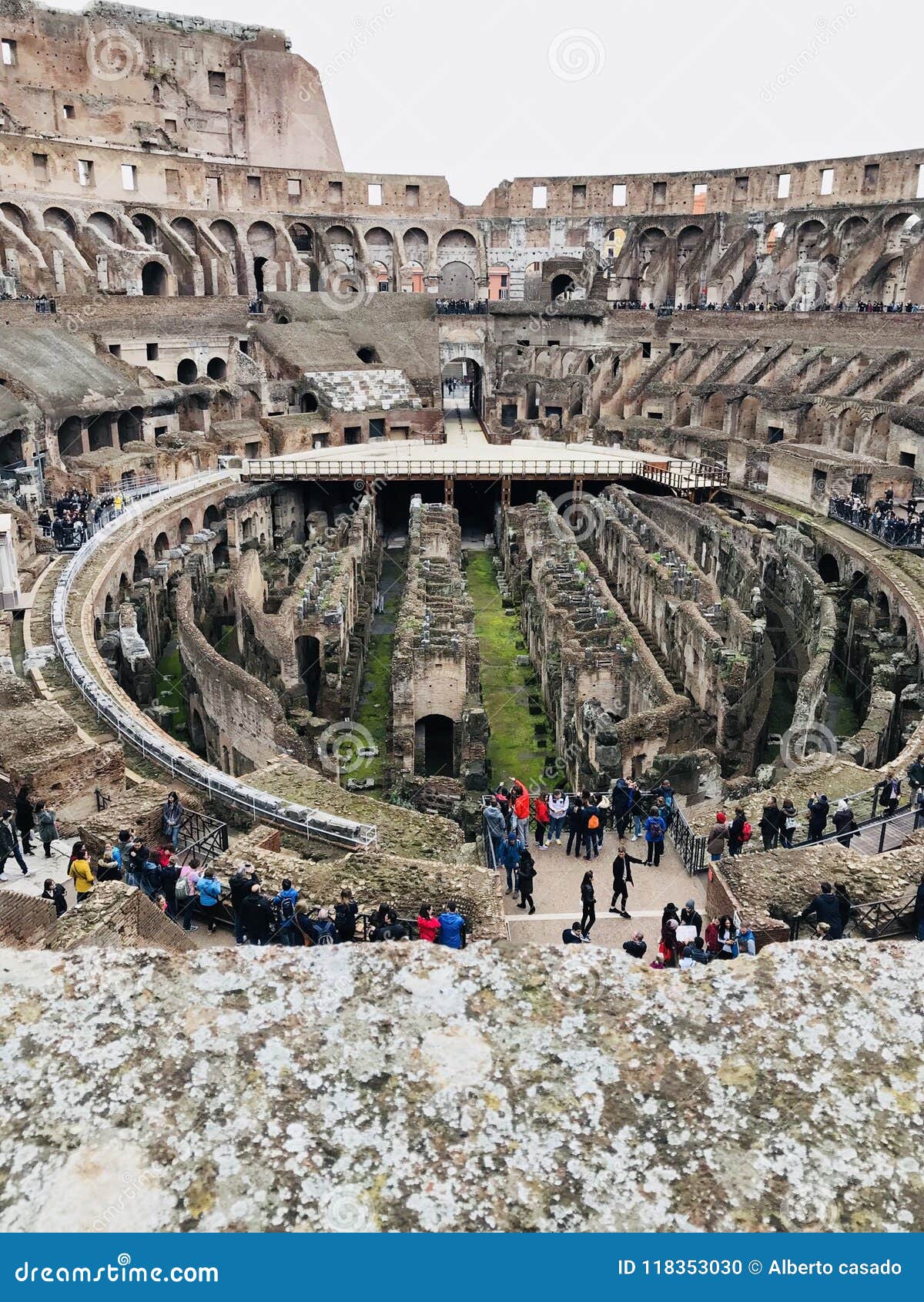 Coliseo editorial image. Image of coliseo, holidays - 118353030