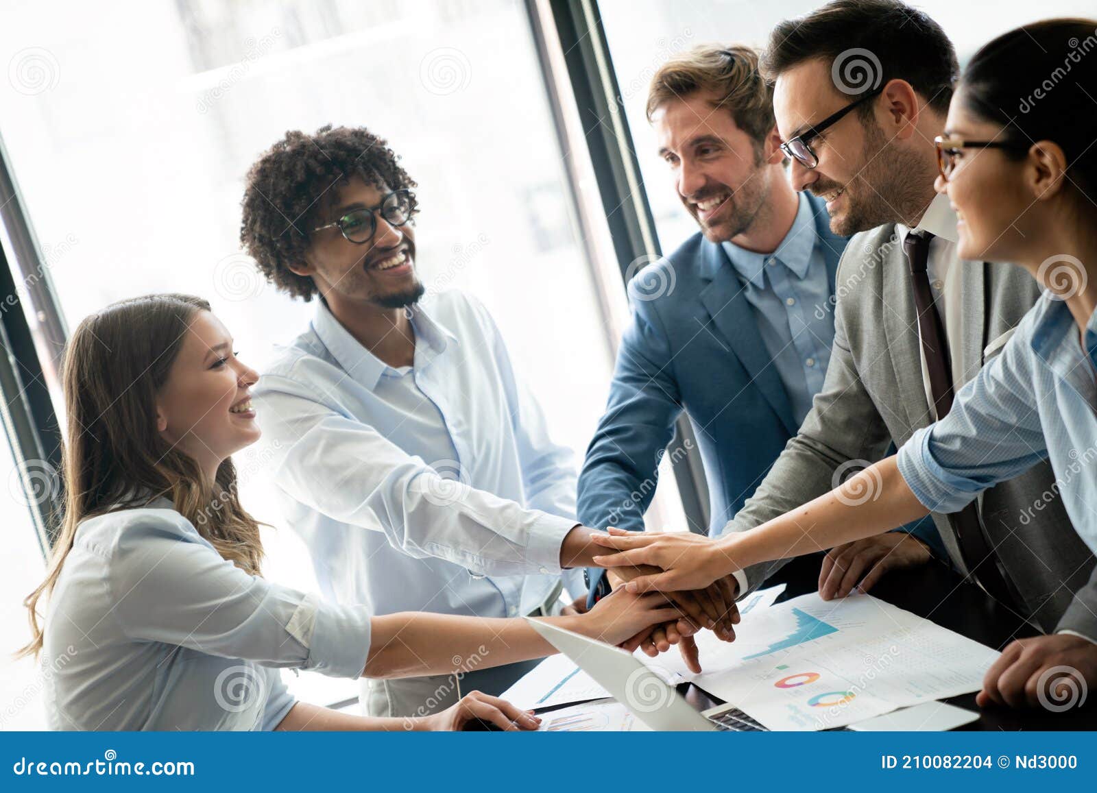 Collaboration and Analysis by Business People Working in Office Stock ...