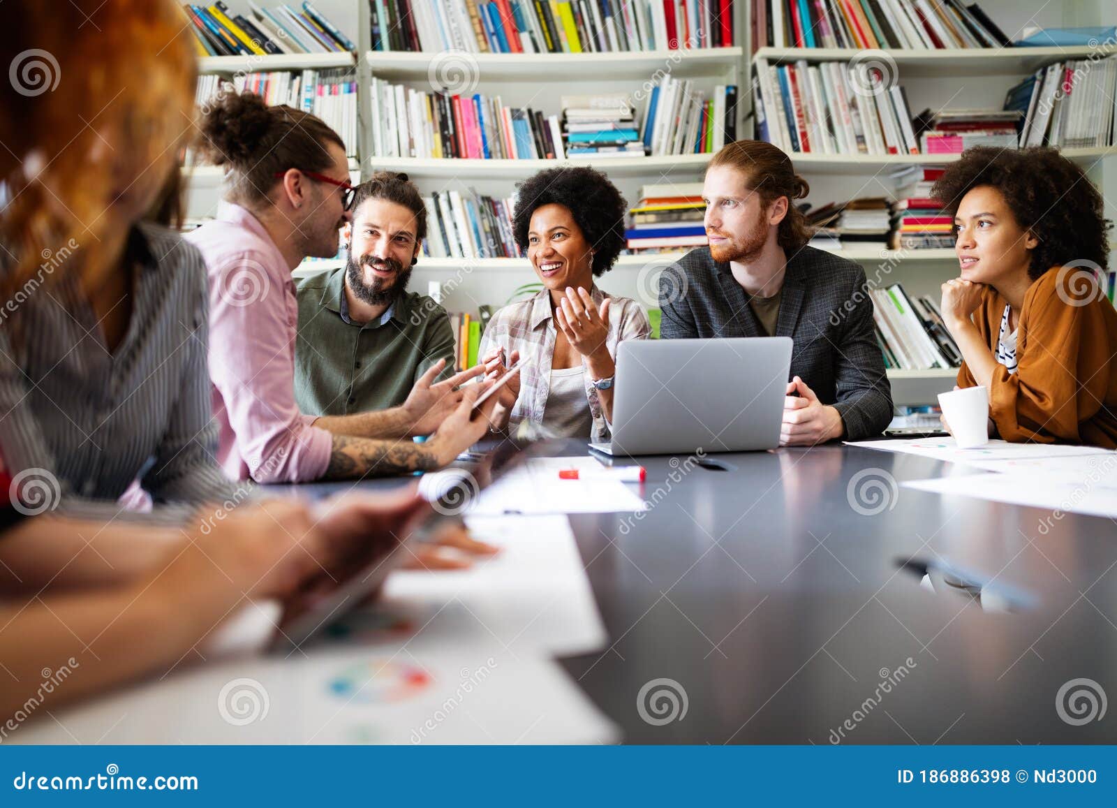 Collaboration and Analysis by Business People Working in Office Stock ...