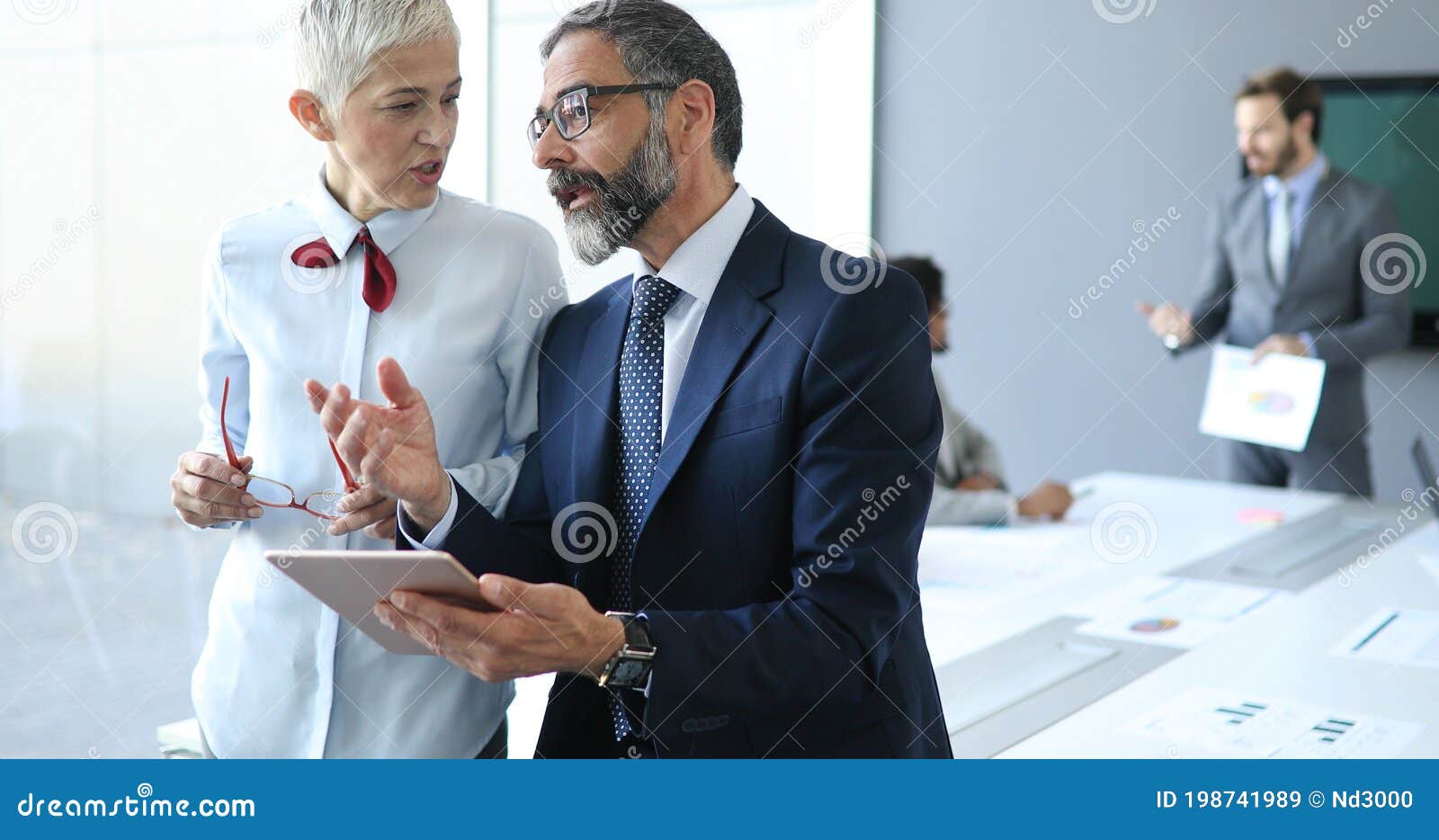 Collaboration and Analysis by Business People Working in Office Stock ...