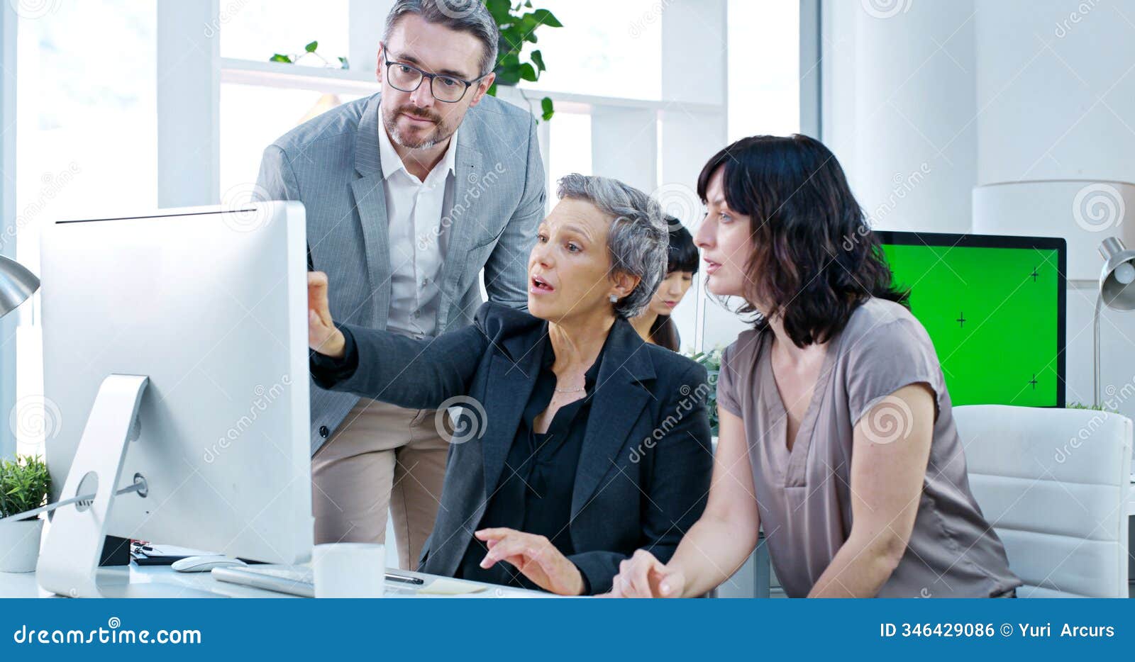 Collaboration, Computer and Project Management with Business People in ...