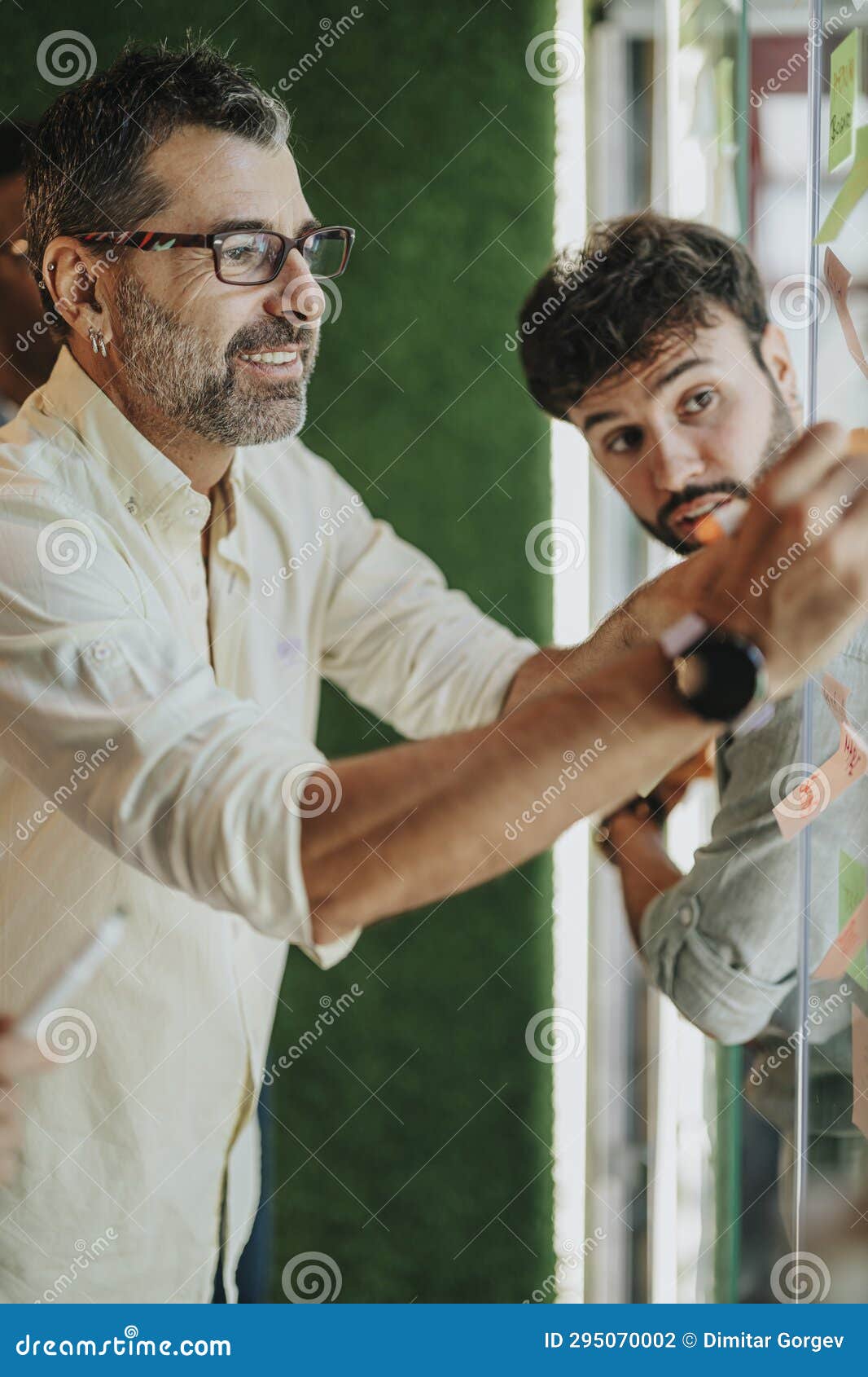 Collaborative Business Planning in a Diverse and Creative Office ...