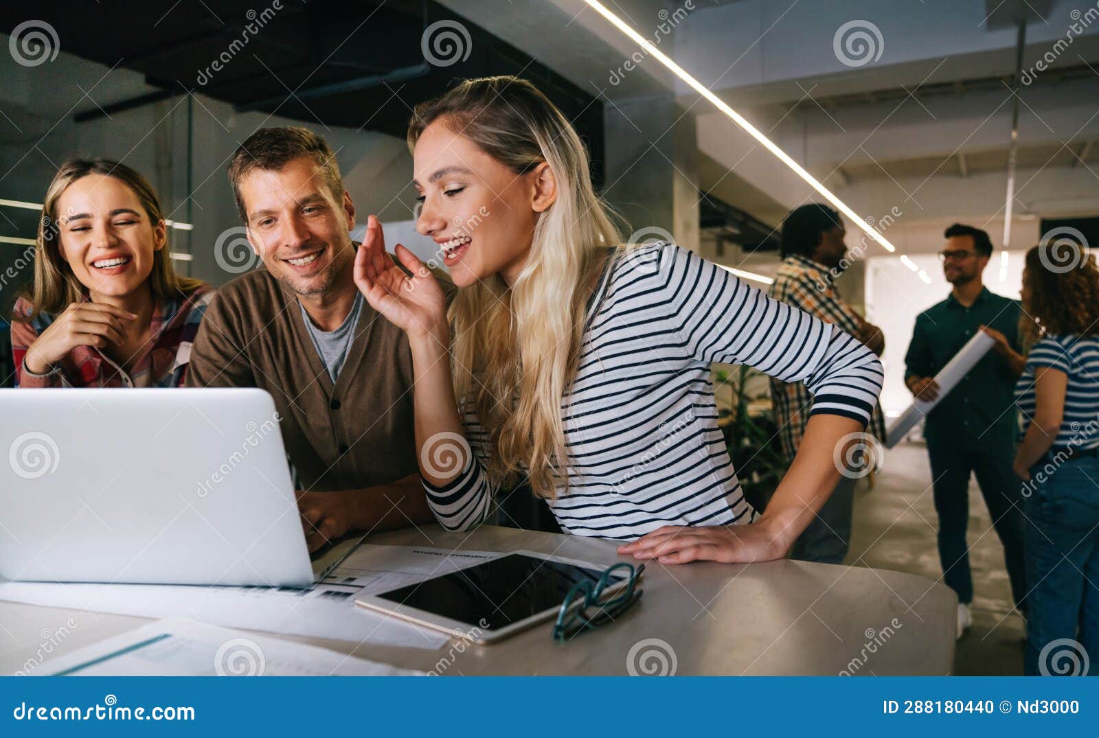 Collaborative Process of Multicultural Skilled People during ...