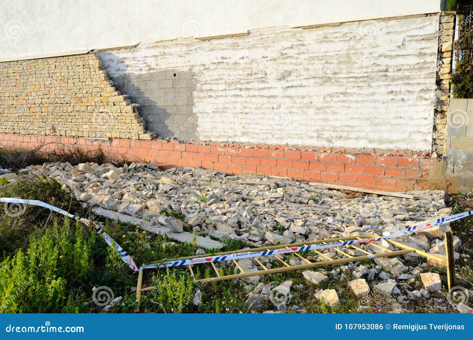 Collapsed block of wall stock photo. Image of structure - 107953086