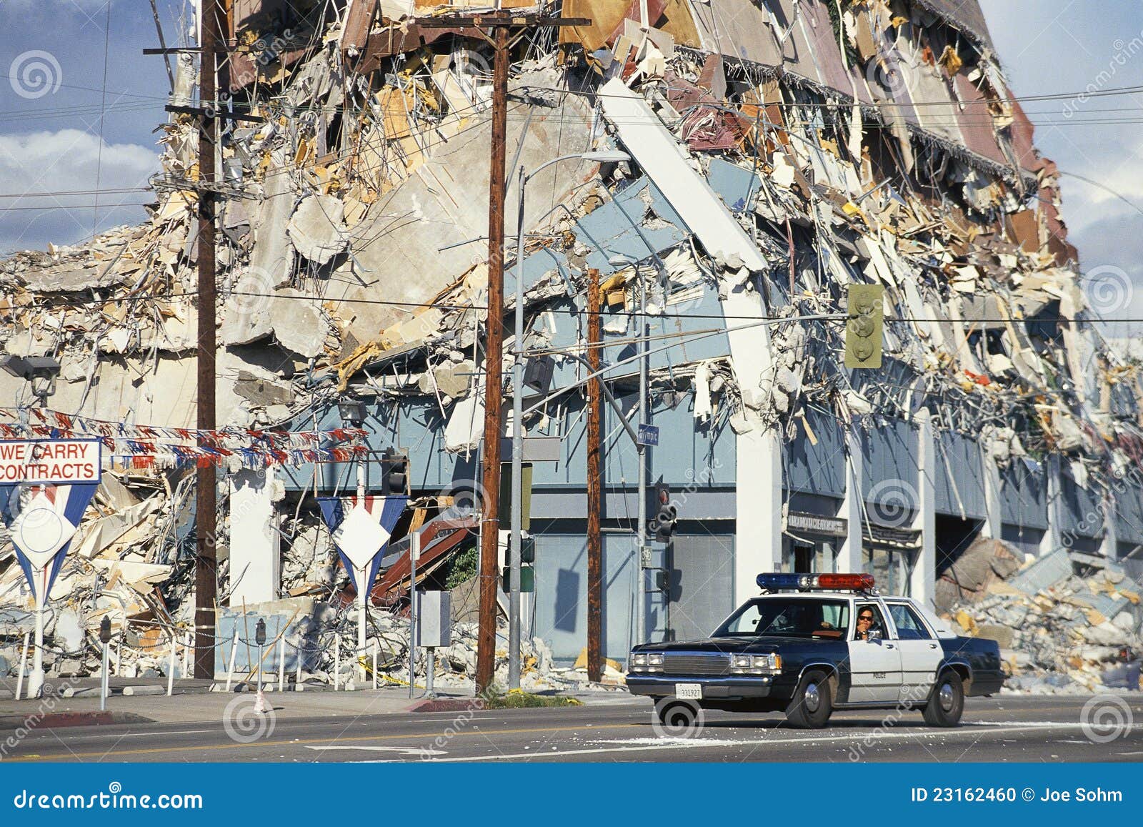 Collapsed building editorial image. Image of wreck, aftermath - 23162460