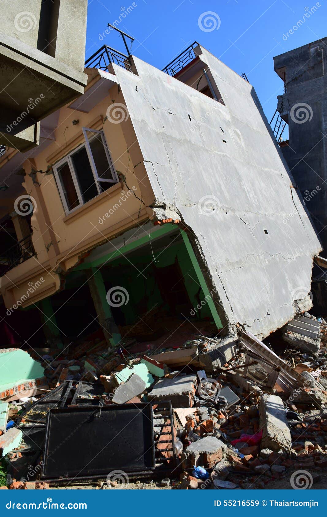 Collapsed Building after Earthquake Disaster Editorial Stock Image ...