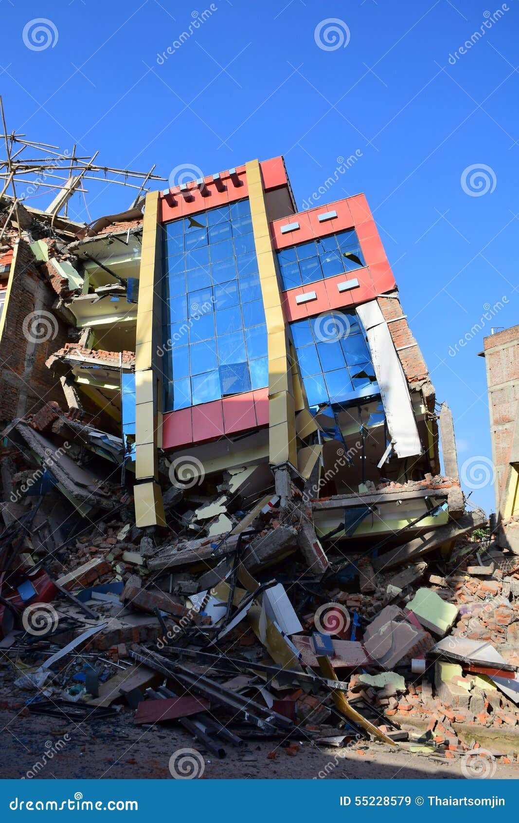 Collapsed Building after Earthquake Disaster Editorial Stock Image ...