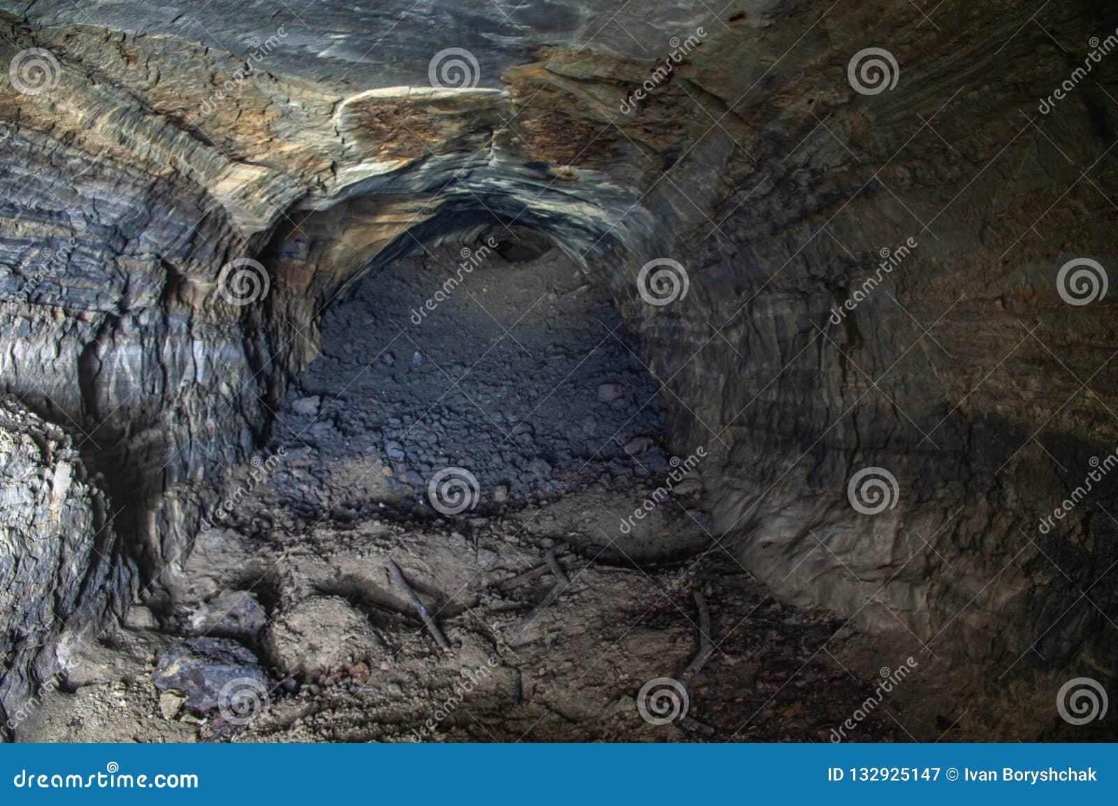 Collapsed gallery of mine stock image. Image of adit - 132925147