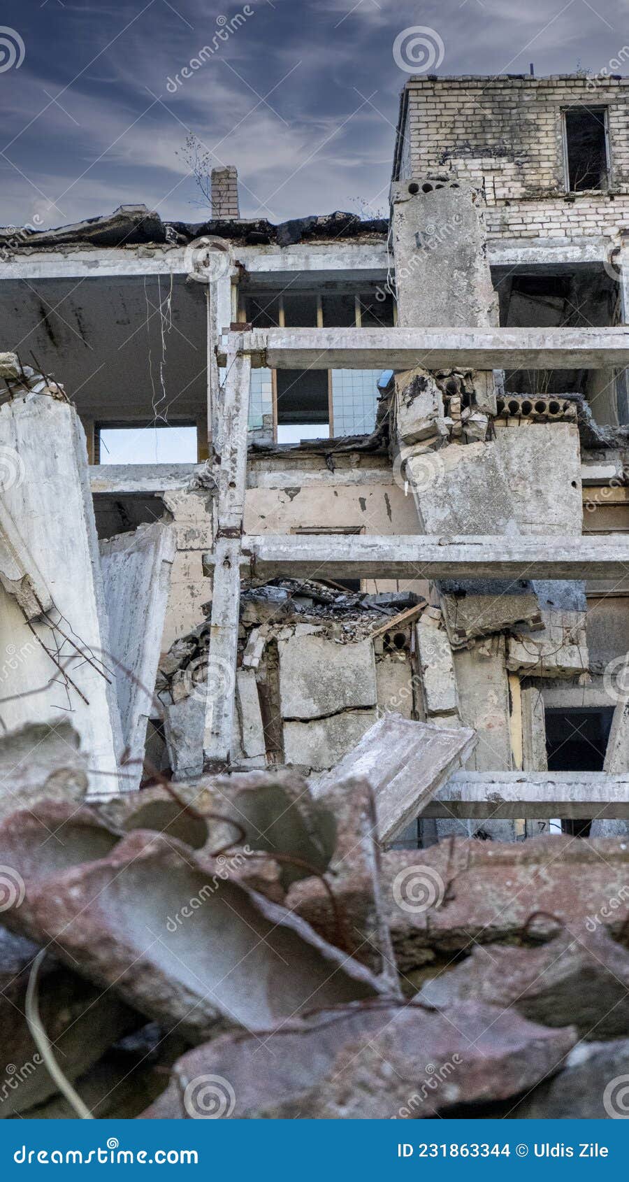 Collapsed Large Building after Disasted Collapsed Exposing Eartquake ...