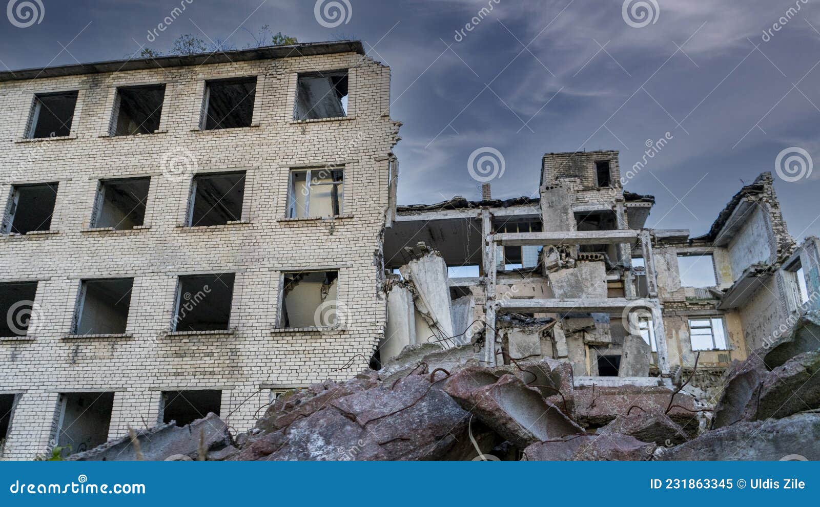 Collapsed Large Building after Disasted Collapsed Exposing Eartquake ...