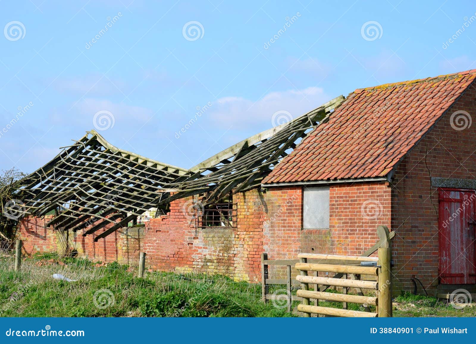 Collapsed roof and barn stock image. Image of structure - 38840901