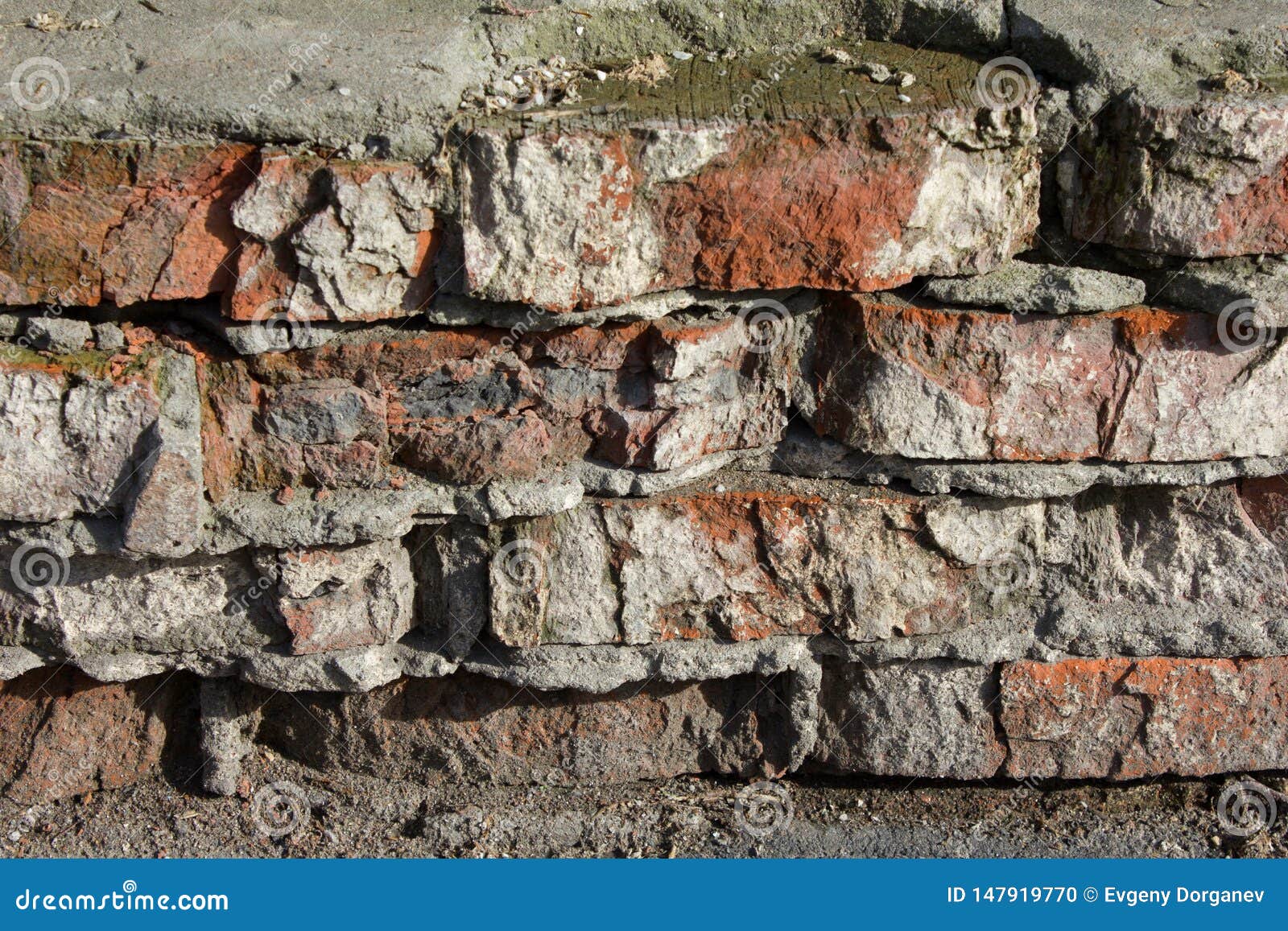 Collapsing Brick Background Stock Photo - Image of disintegrate, fall ...