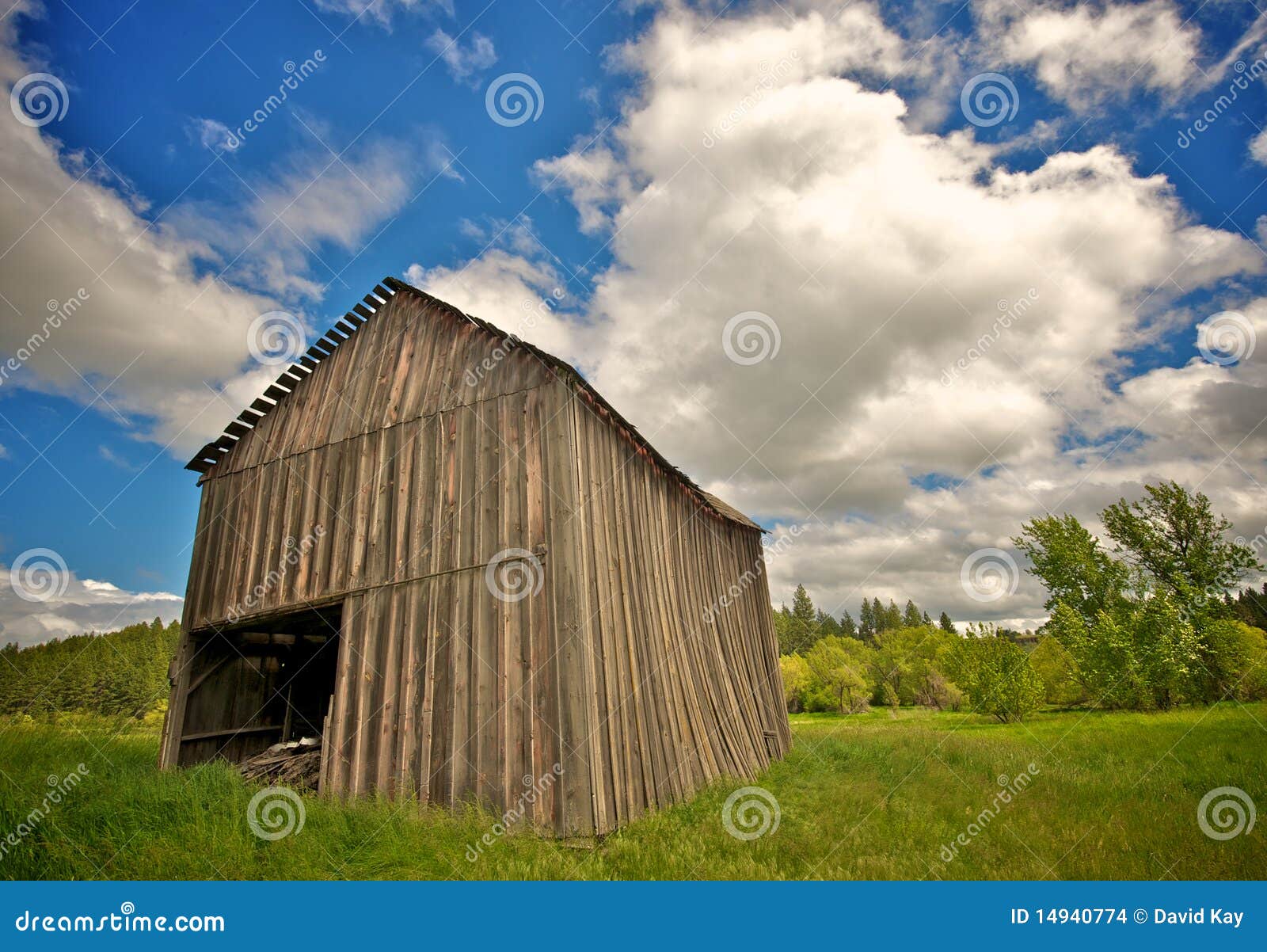 Collapsing Wooden Barn stock photo. Image of farm, barn - 14940774