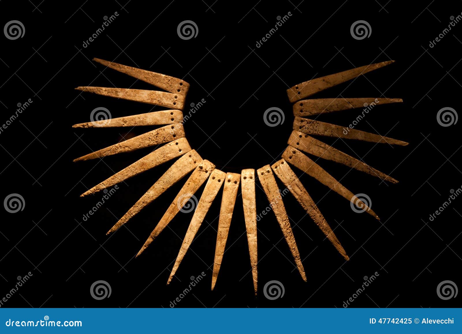 Collar del inca imagen de archivo. Imagen de azul, verde - 47742425