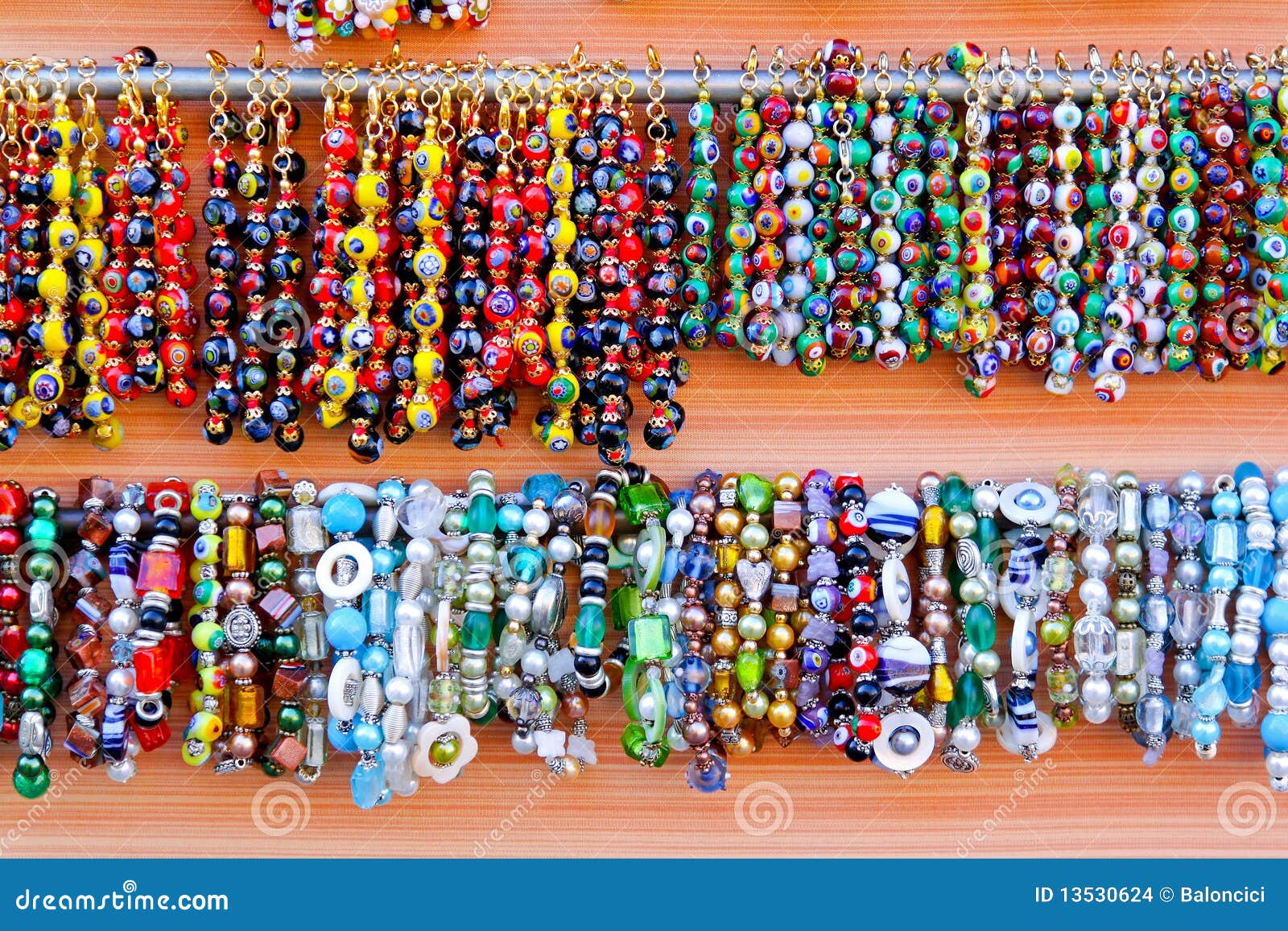 Collares de Murano foto de archivo. Imagen de floral - 13530624