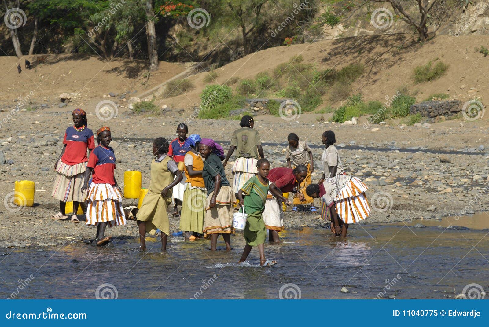 Collecting water editorial image. Image of culture, africa - 11040775