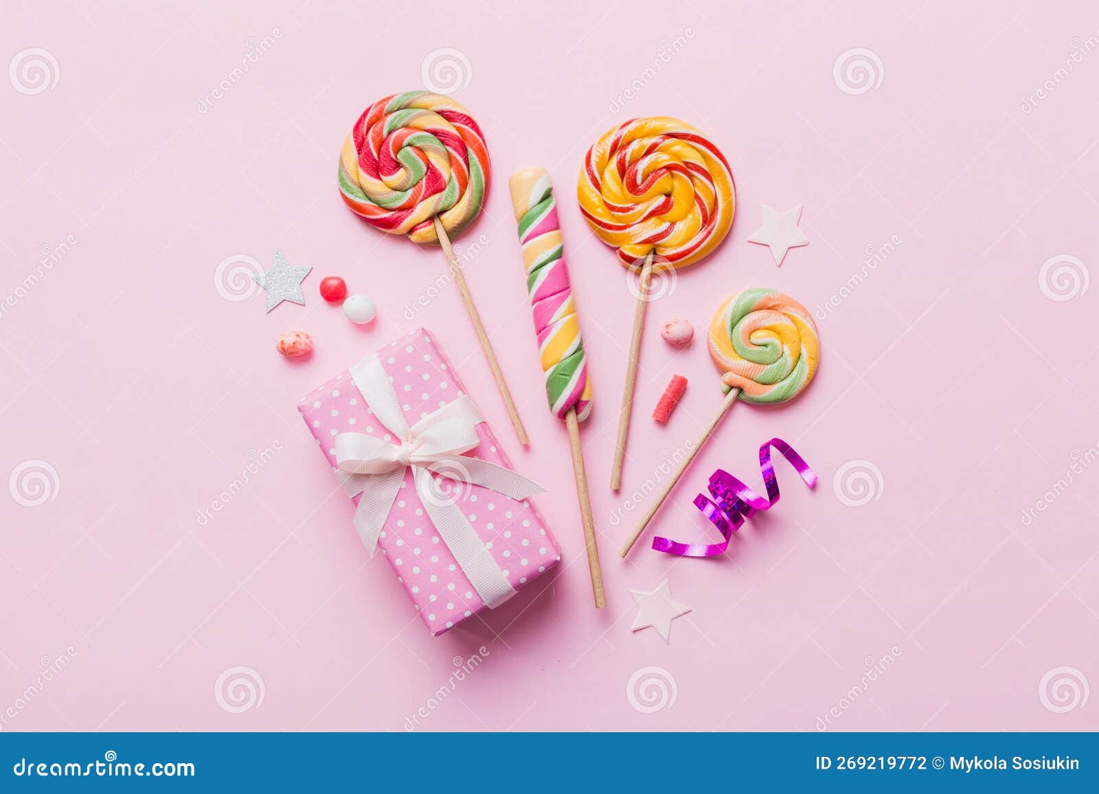 Collection of Birthday Party Objects with Gift Box. Valentines Day Gift ...