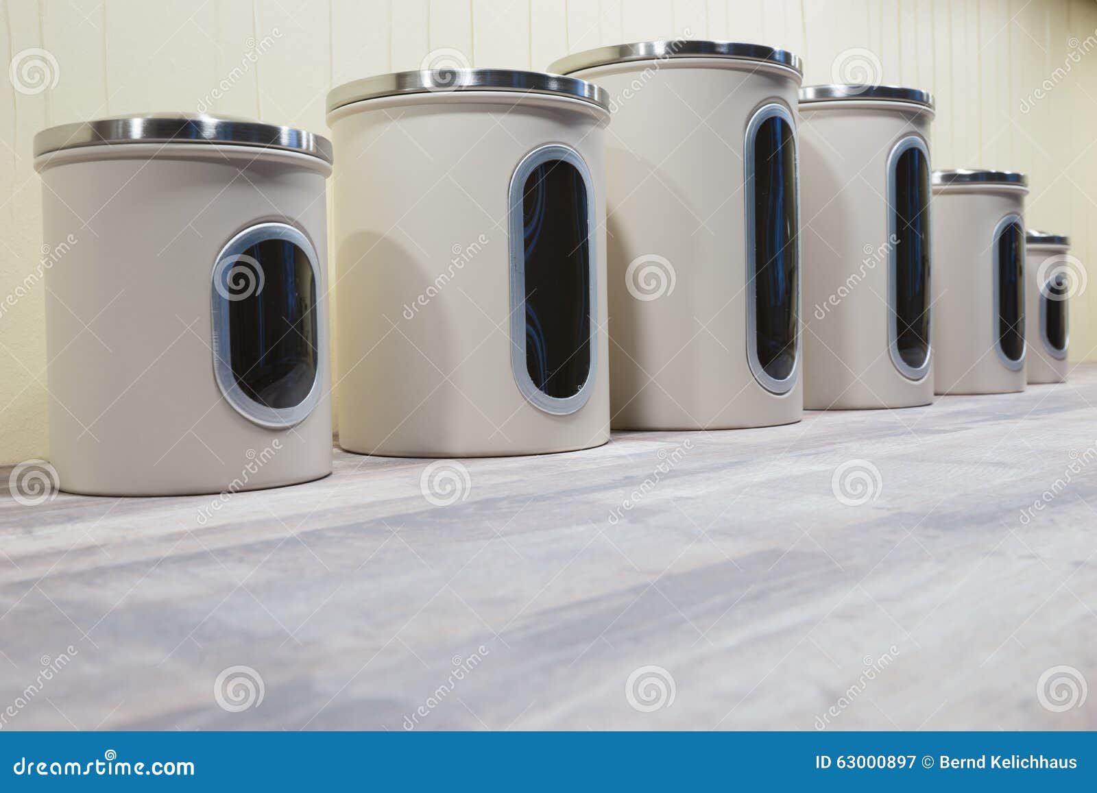 Collection of Empty Reservoir Stock Image - Image of food, object: 63000897