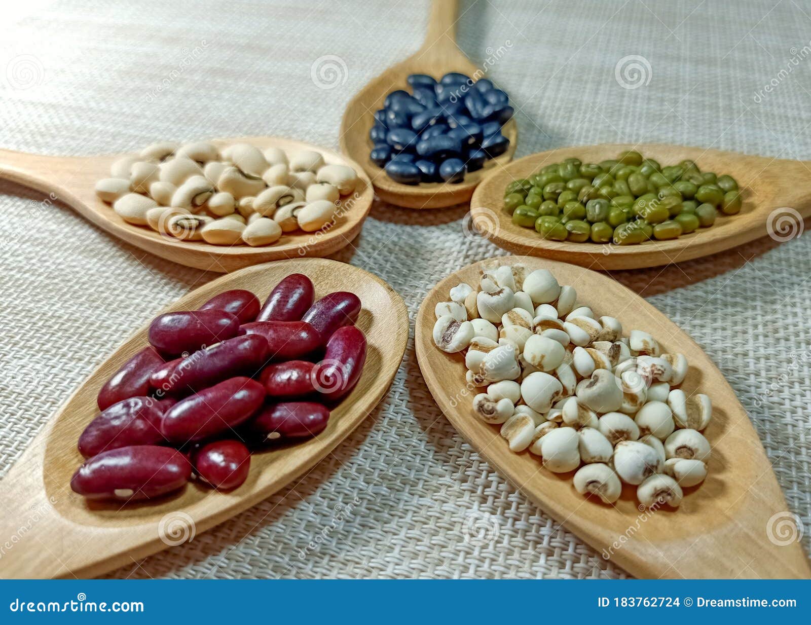Collection of Five Beans on a Wooden Spoon. Stock Photo - Image of ...