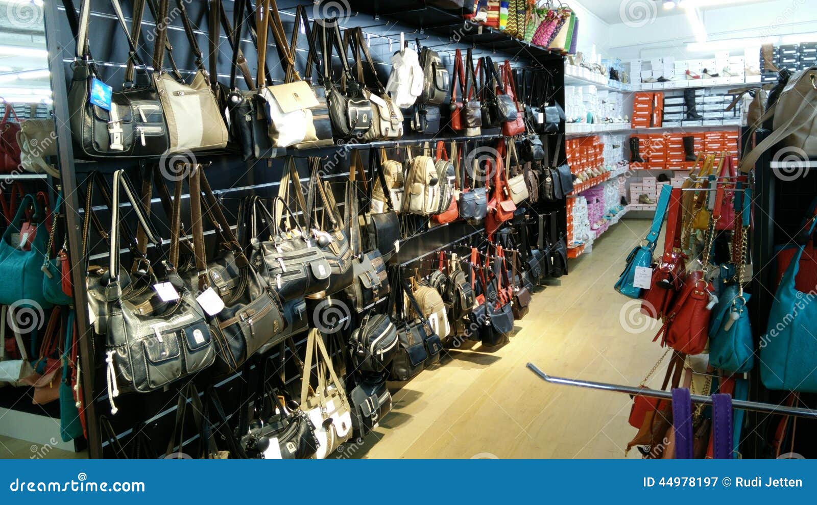 Collection Handbags an Purses Editorial Photography - Image of shop ...