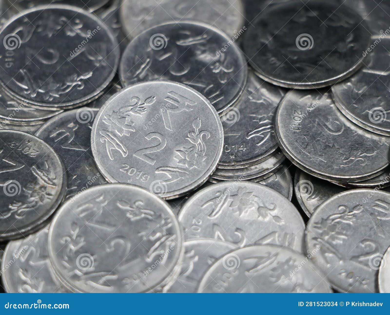 Collection of Indian 2 ( Two ) Rupee Coins Stock Photo - Image of ...