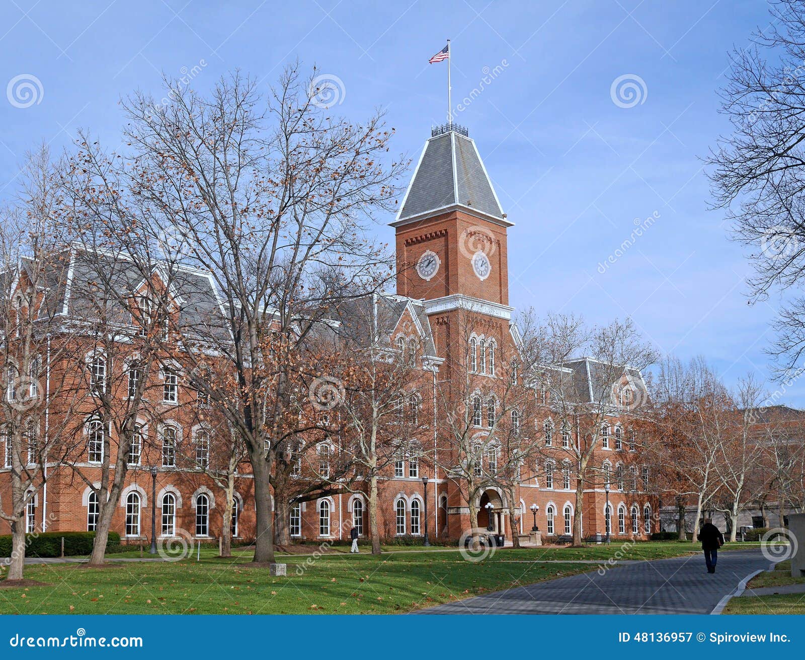 College building in fall stock image. Image of campus - 48136957